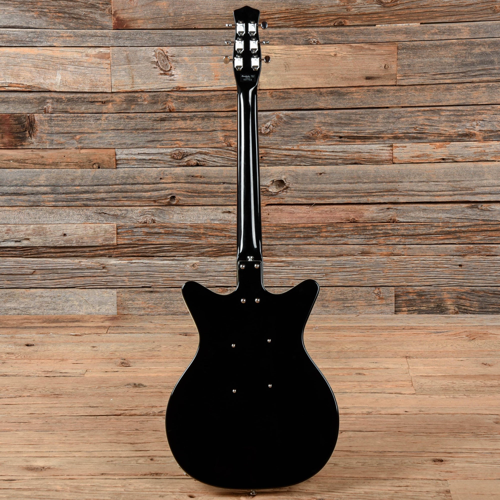 Danelectro '59M NOS Double Cutaway Black – Chicago Music Exchange