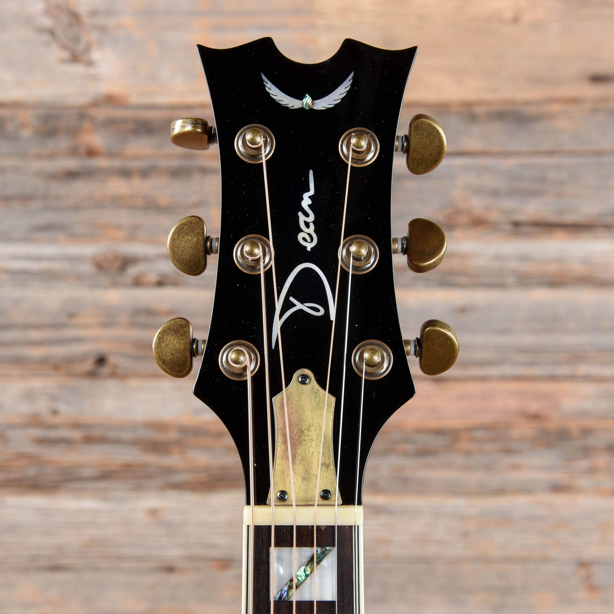 Dean Guitars Thin Body Electric Resonator – Chicago Music Exchange