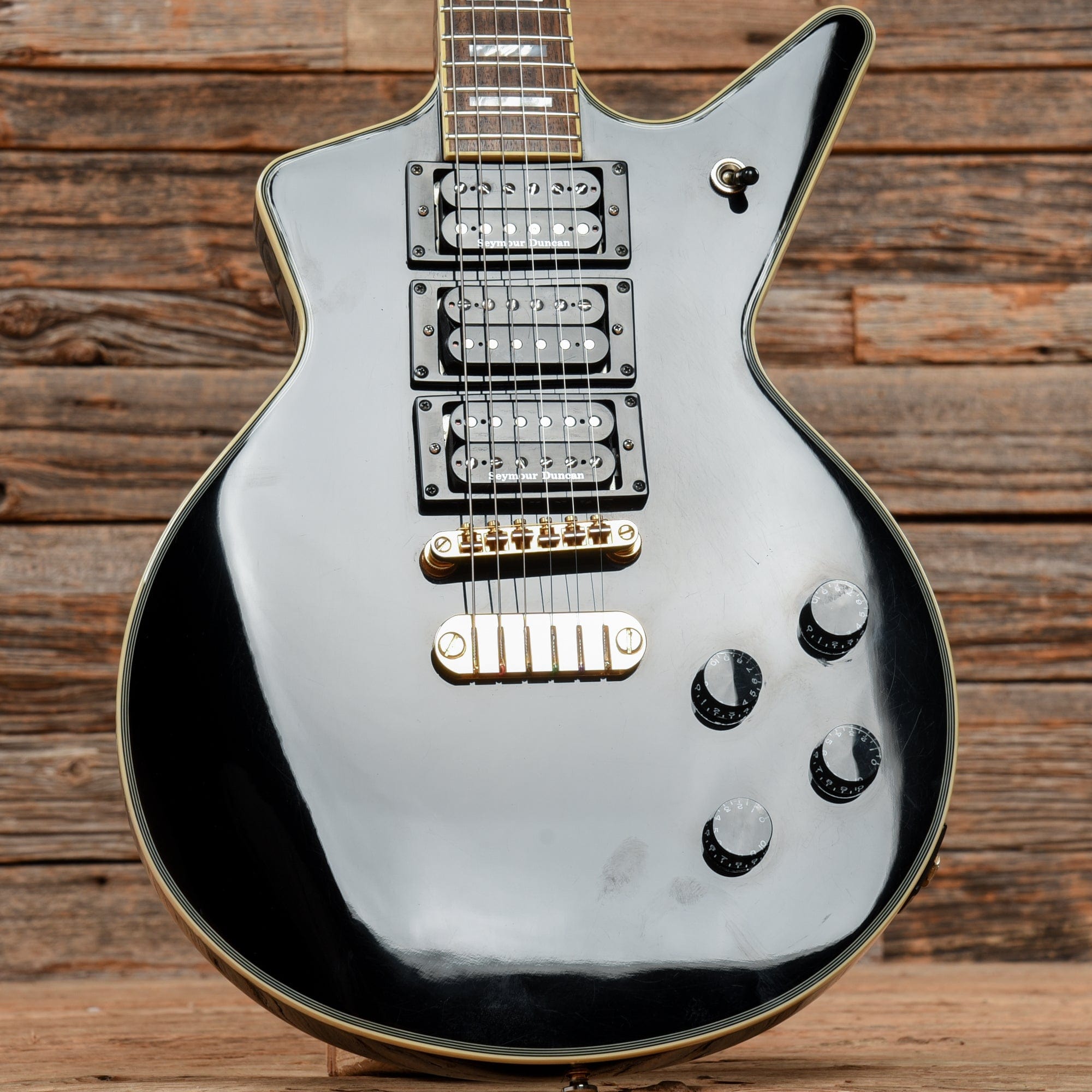 Dean Guitars Cadillac Black 2007 – Chicago Music Exchange