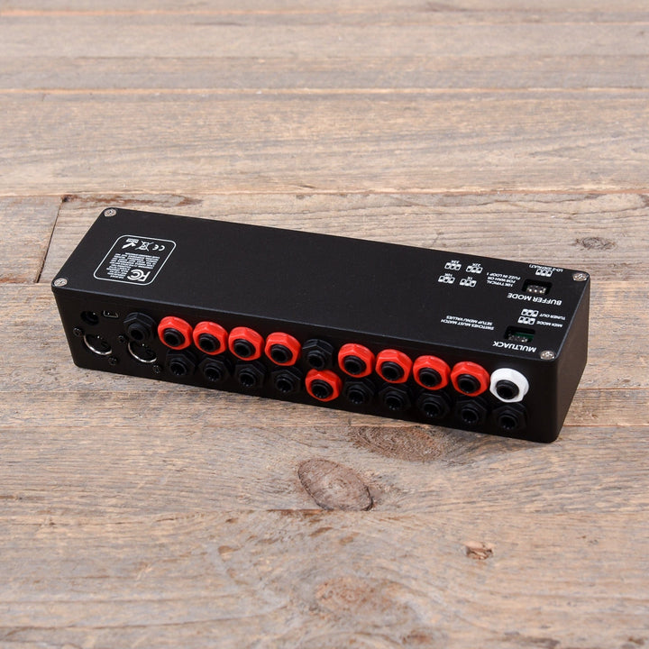 Disaster Area DPC-8EZ Gen3 Programmable Bypass Switcher with MIDI ...