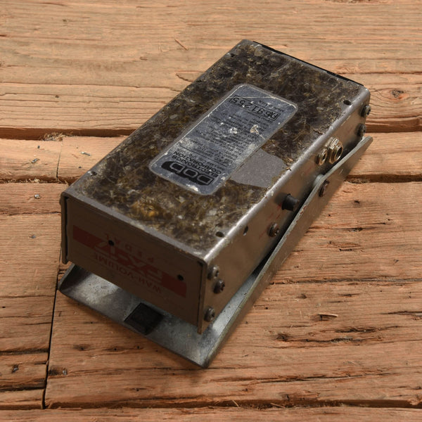 DOD Electronics FX17 Wah/Volume – Chicago Music Exchange