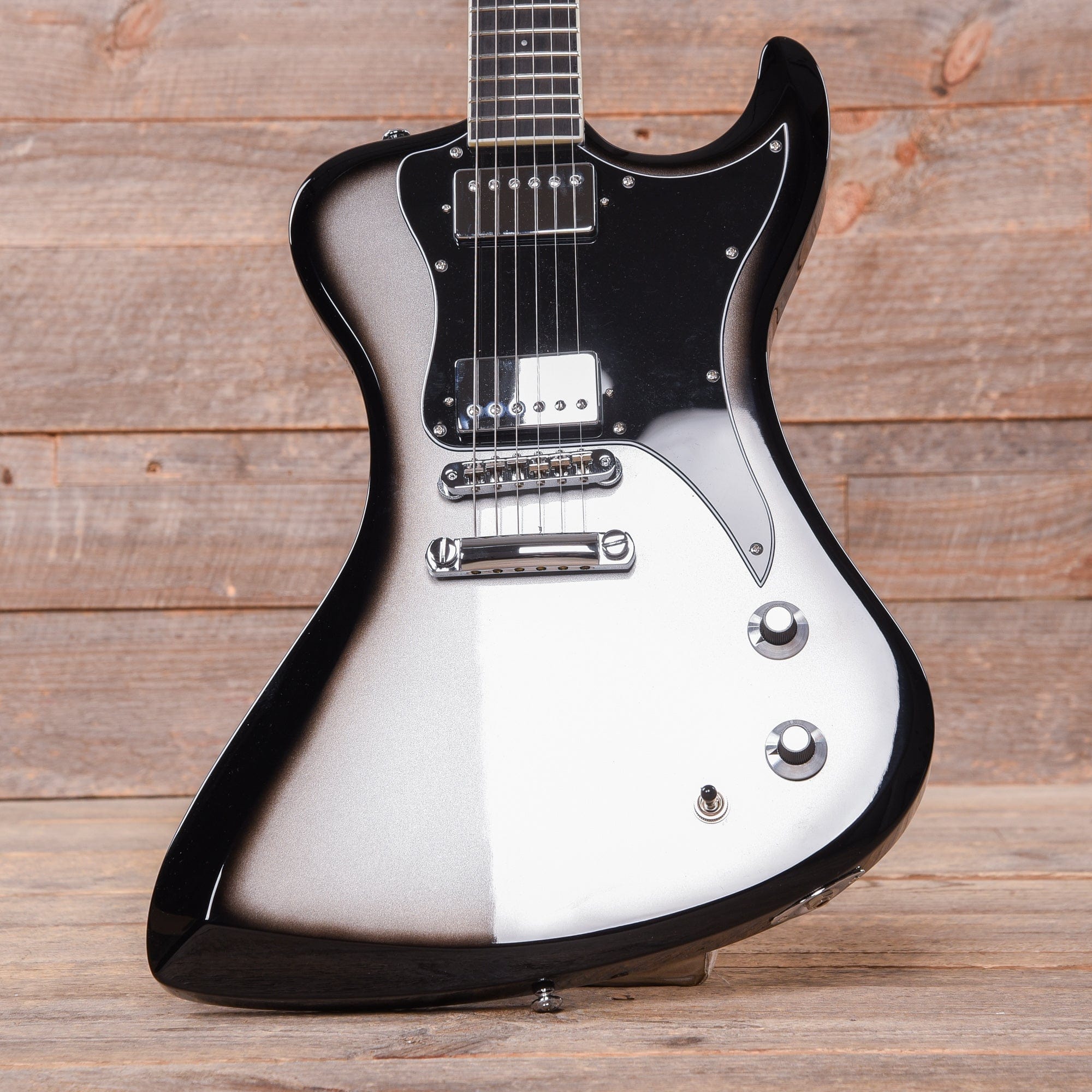Dunable DE R2 Gloss Silverburst – Chicago Music Exchange