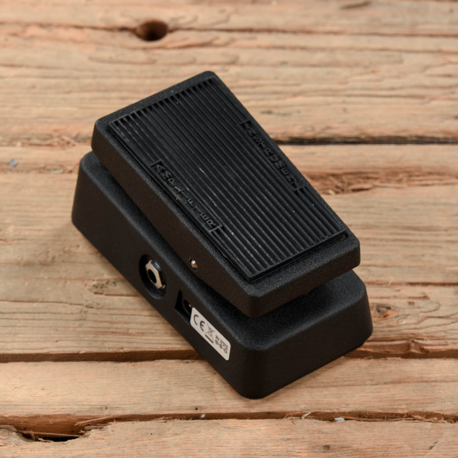 Dunlop CBM535Q Cry Baby Mini Wah – Chicago Music Exchange