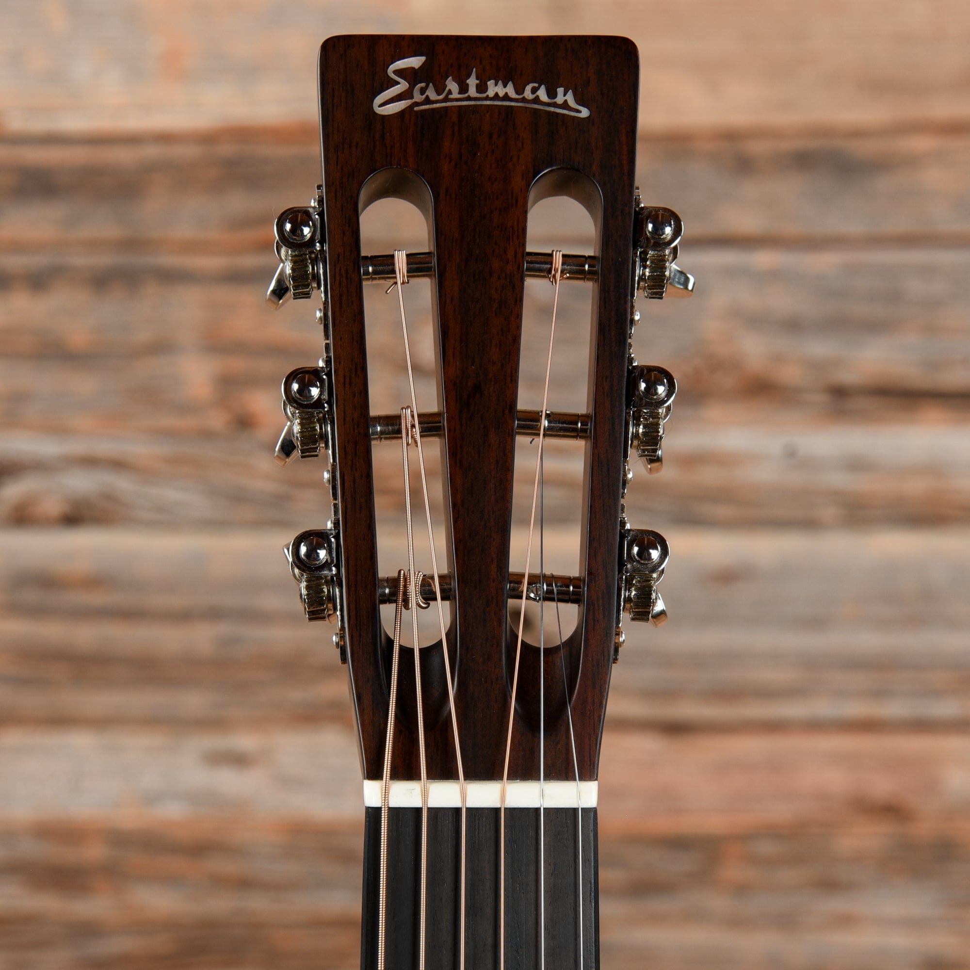 Eastman E20P Parlor Natural _ Eastman Parlor Guitar – GWGK