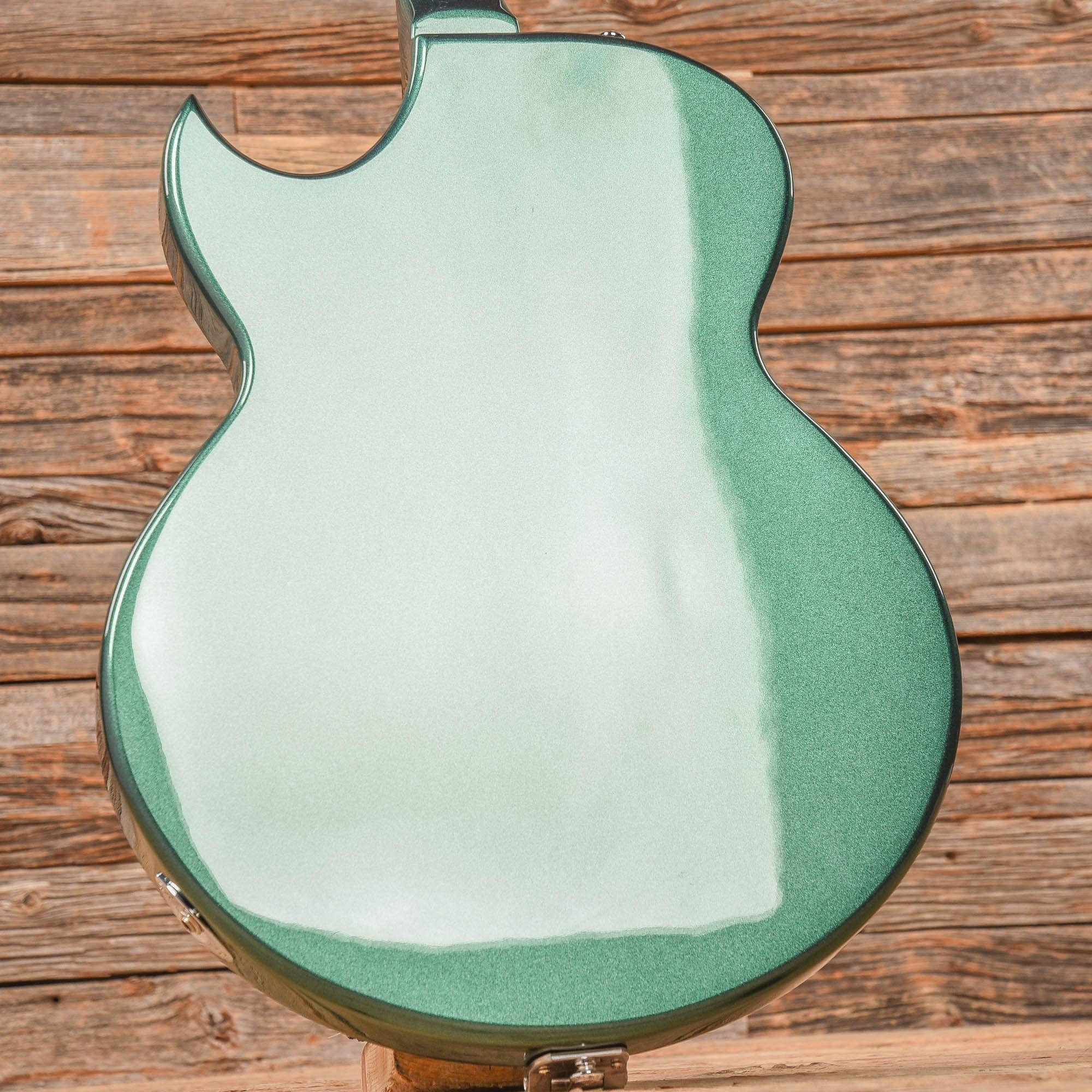 Eastwood Backlund Rockerbox II – Chicago Music Exchange