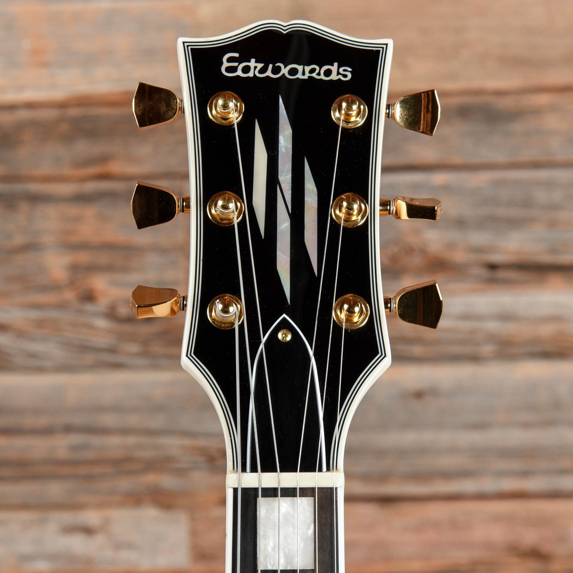 Edwards E-LP-130CD White – Chicago Music Exchange