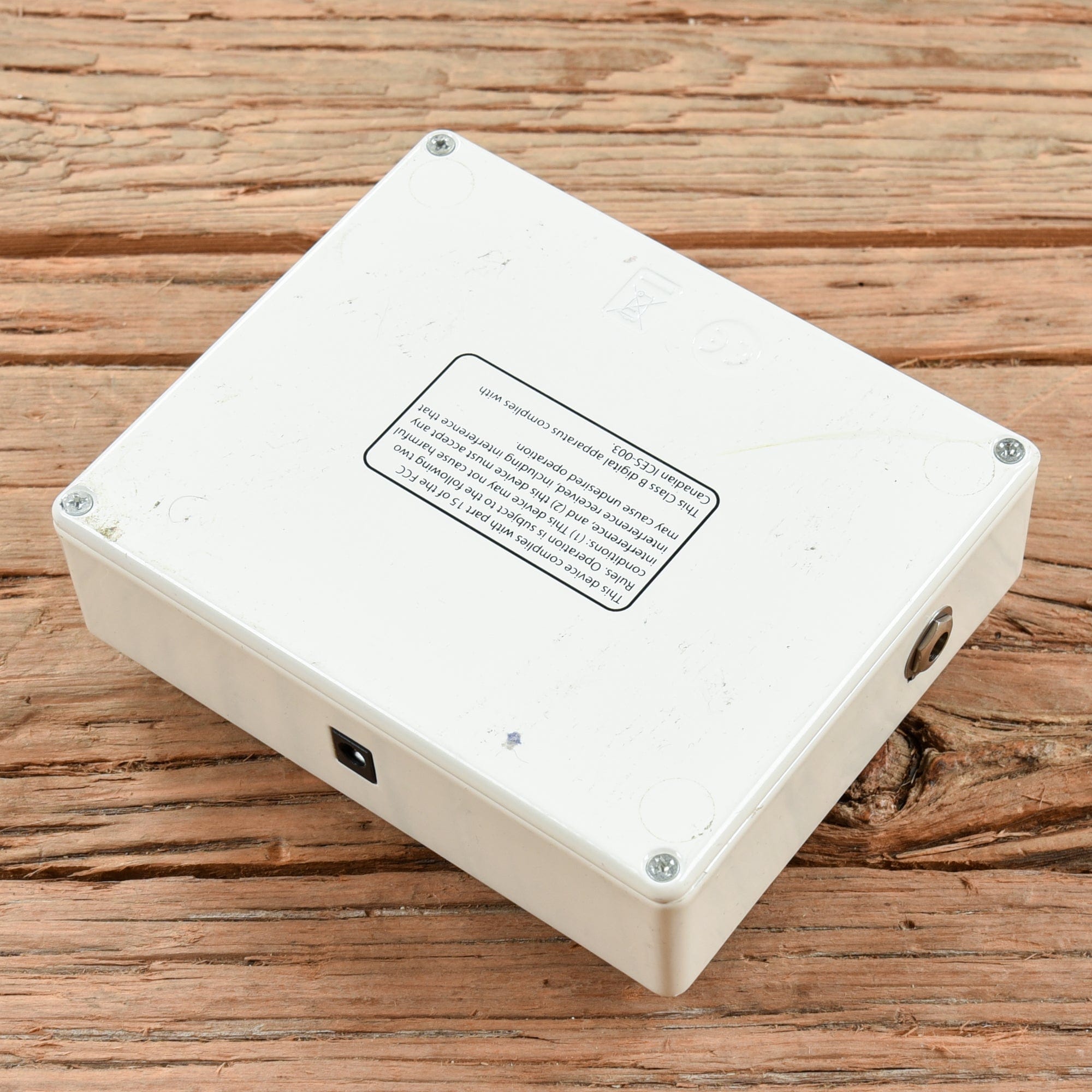 Electro-Harmonix Bass Micro Synth – Chicago Music Exchange