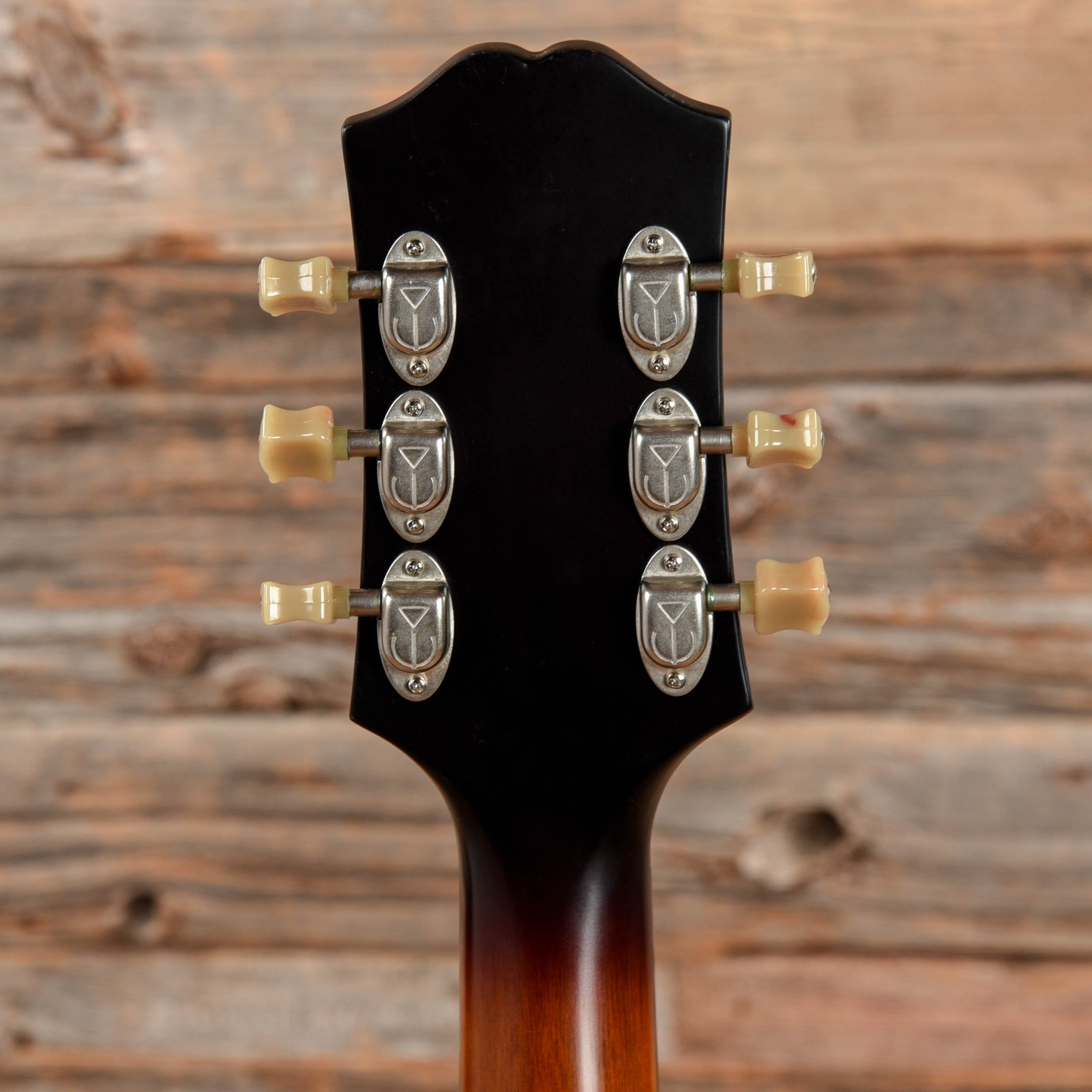 Epiphone Masterbilt Olympic Sunburst 2016 – Chicago Music Exchange