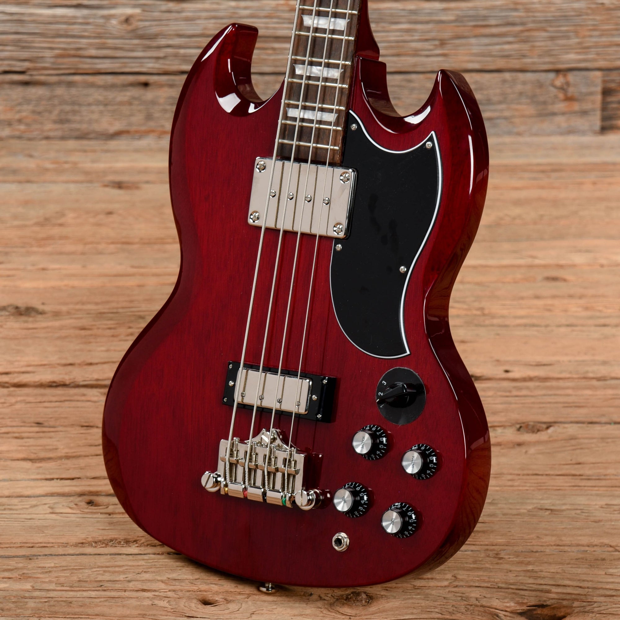 Epiphone EB-3 Bass Cherry – Chicago Music Exchange