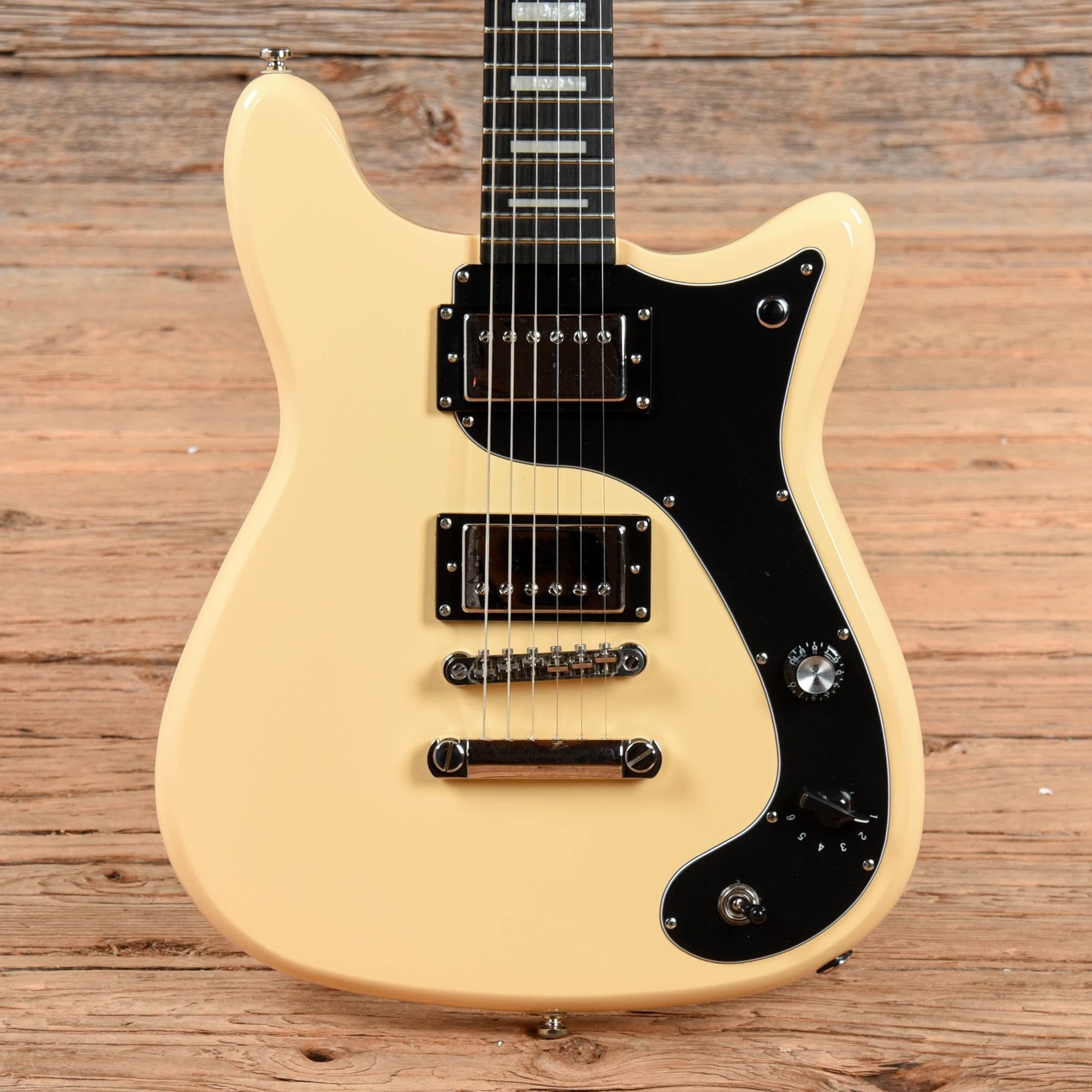 Epiphone Wilshire Phantomatic Antique Ivory – Chicago Music Exchange