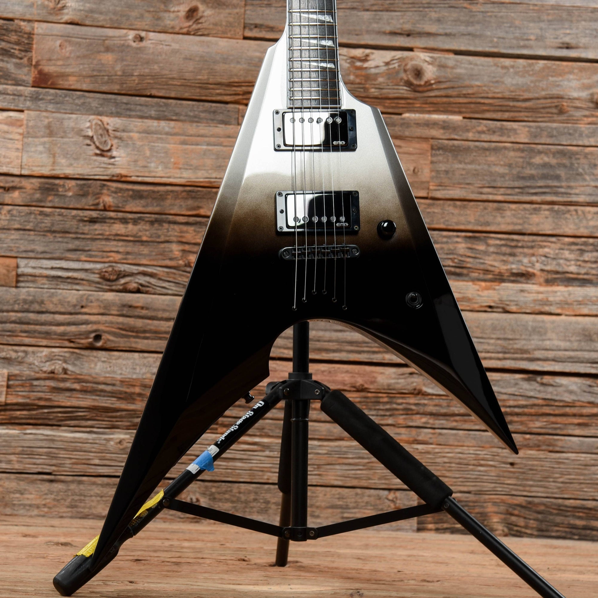 ESP E-II Arrow NT Silverburst – Chicago Music Exchange
