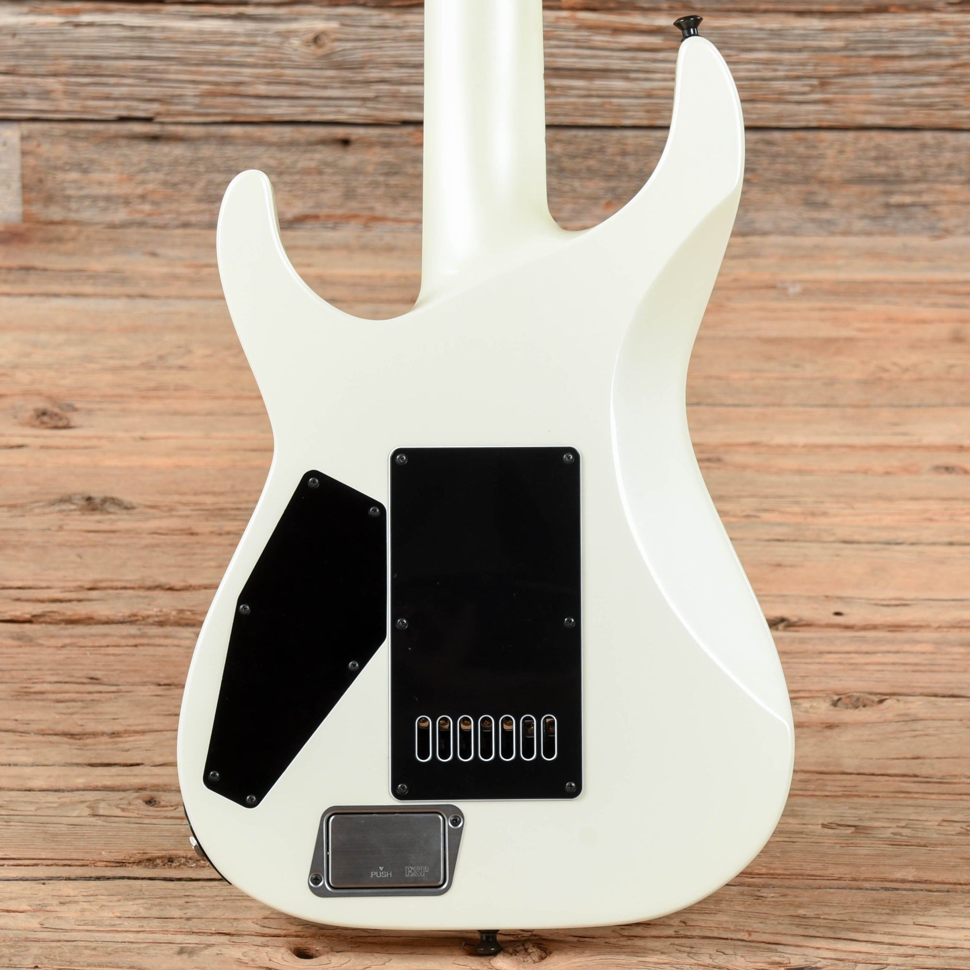 ESP E-II M-II 7B Baritone Evertune White – Chicago Music Exchange