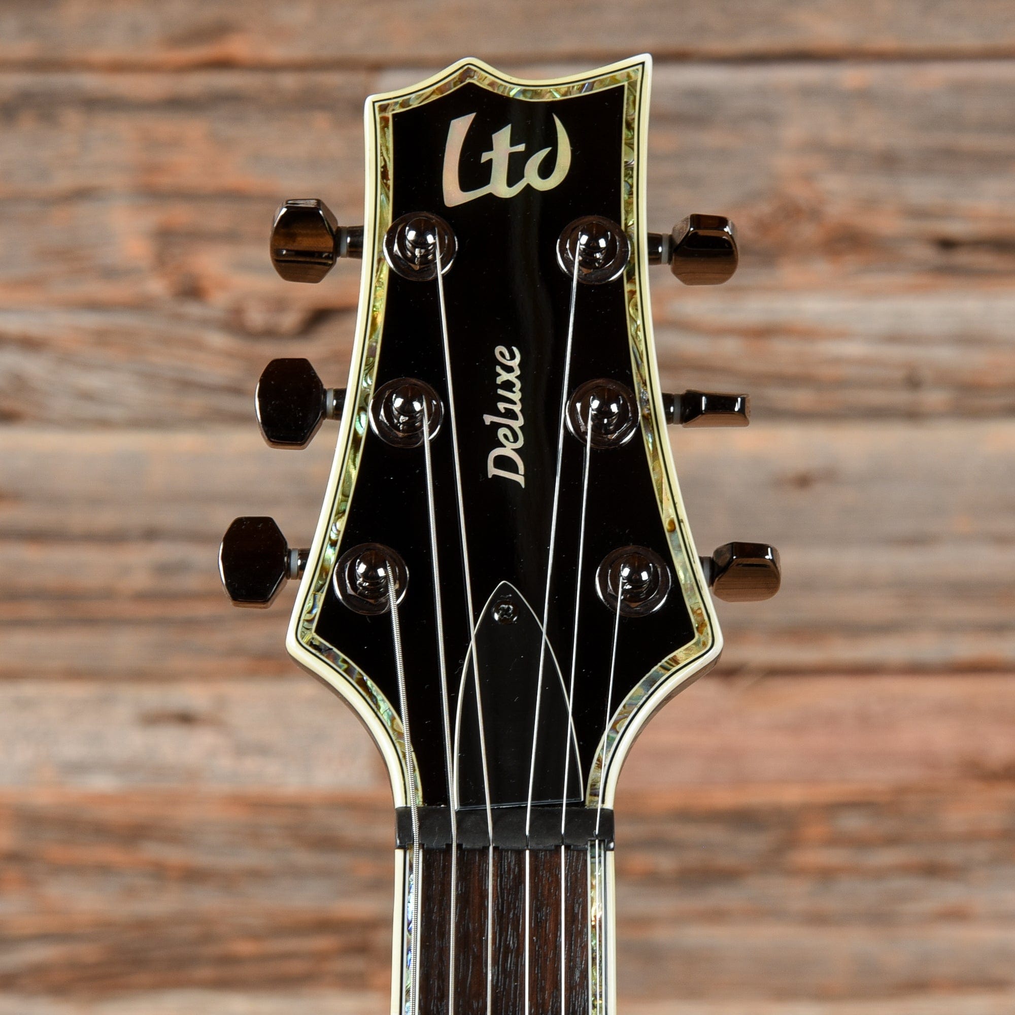 ESP LTD Deluxe – Chicago Music Exchange