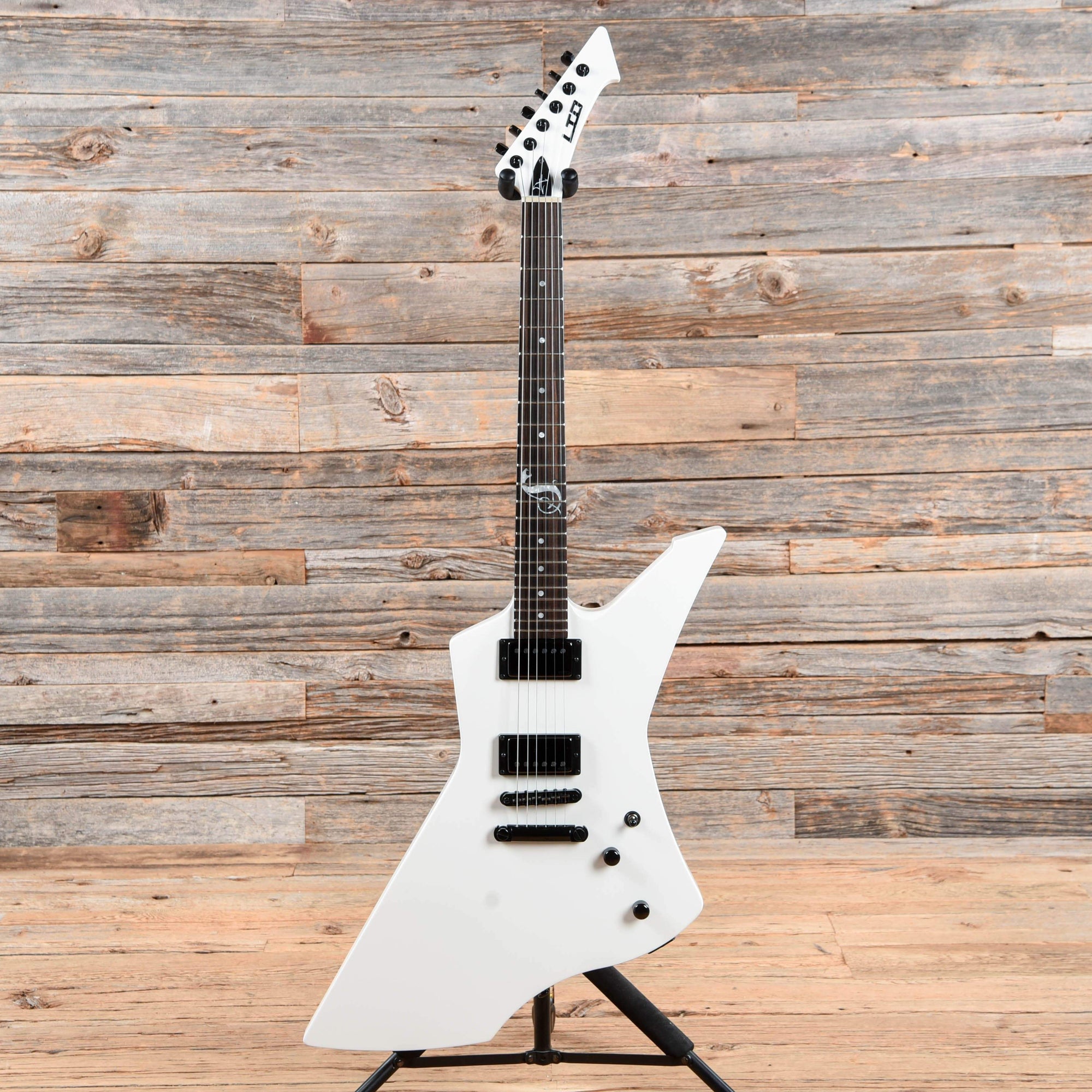 ESP LTD James Hetfield Signature Snakebyte White 2018 – Chicago Music ...