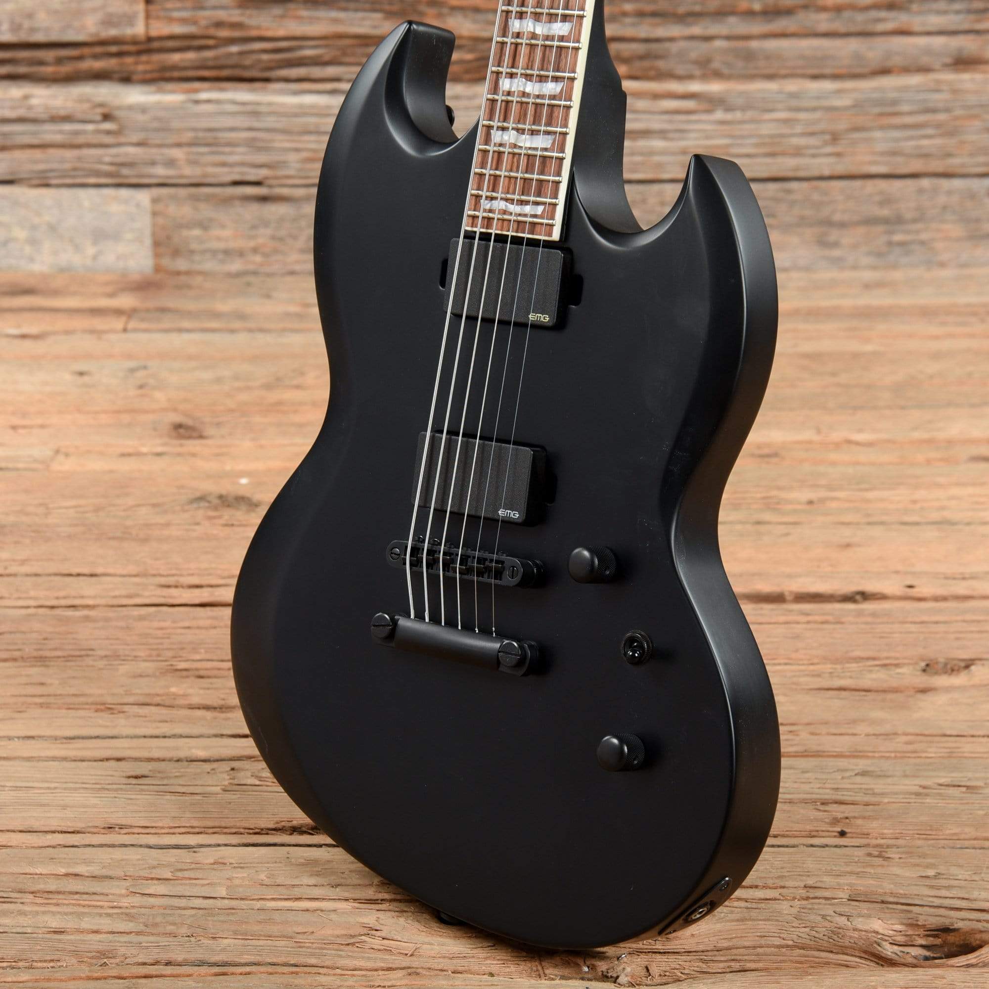 ESP LTD Viper-400 Baritone Black Satin 2019 – Chicago Music Exchange