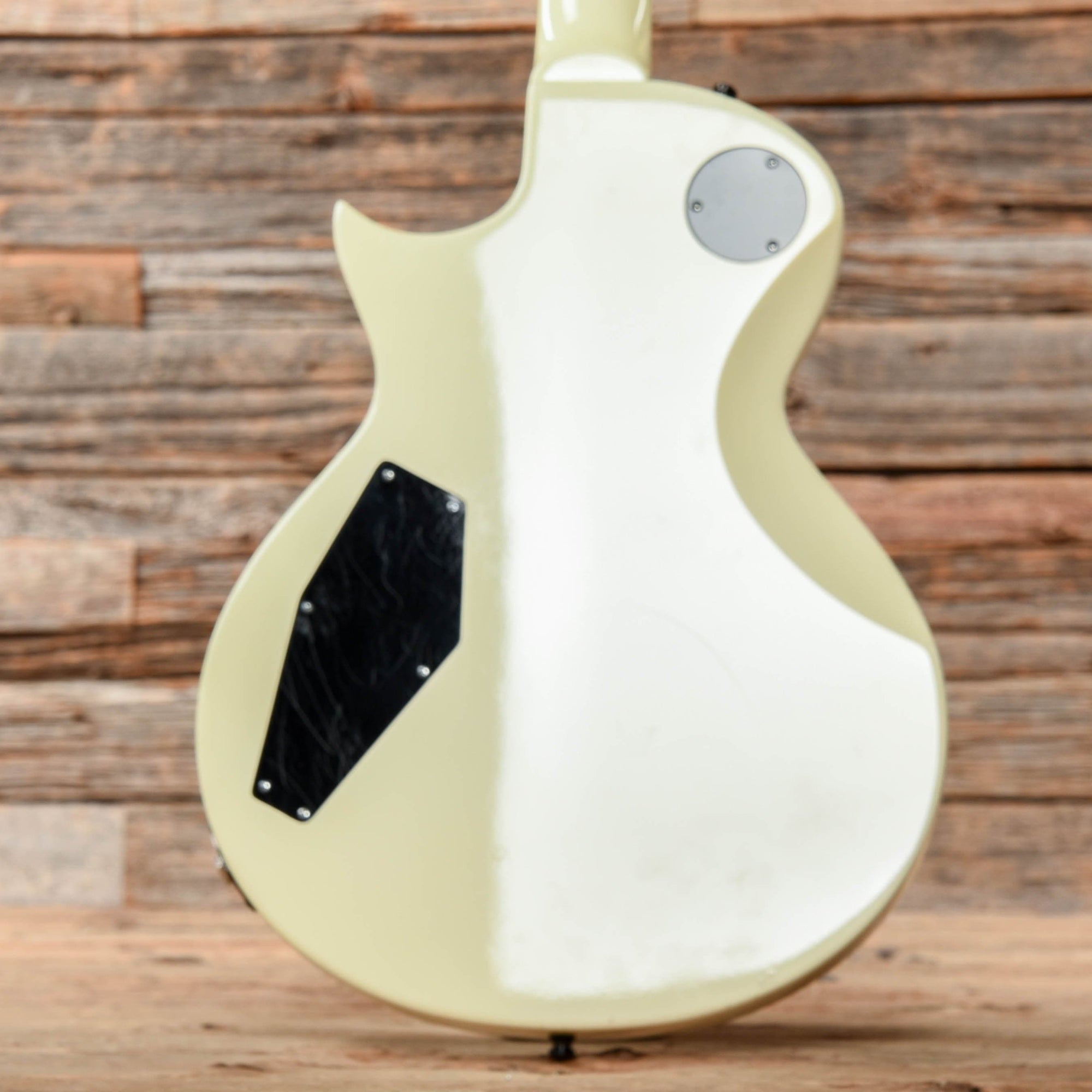 ESP Standard Eclipse-II Snow White 2010 – Chicago Music Exchange