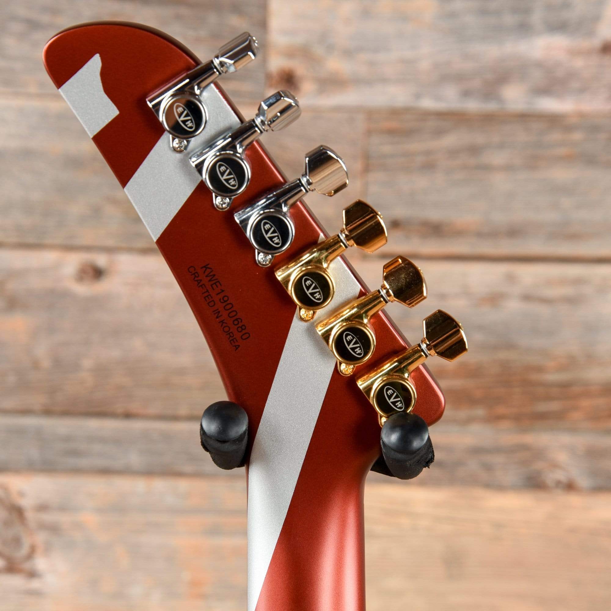 EVH Striped Series Shark Burgundy/Silver Stripes 2019 – Chicago Music ...