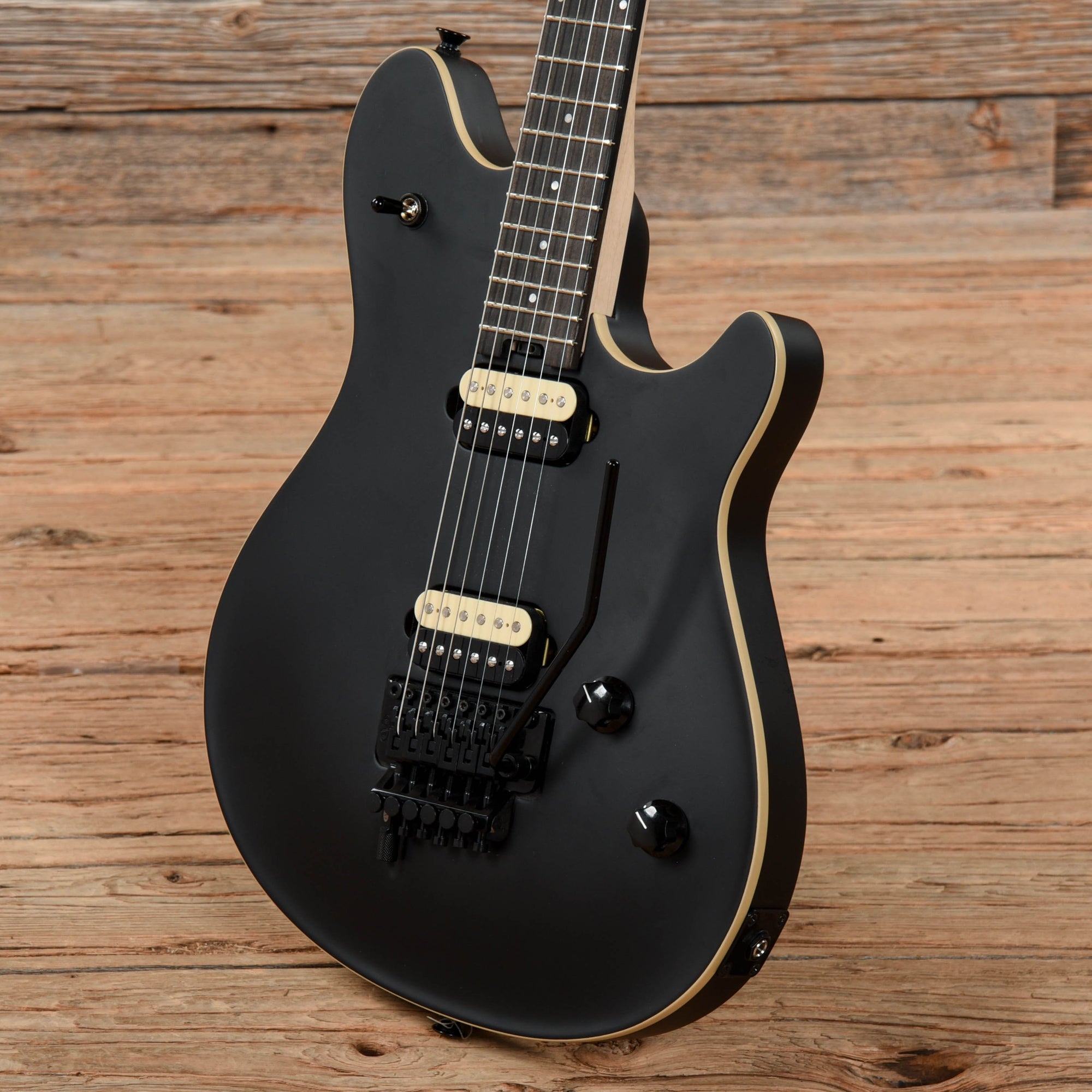 EVH Wolfgang Special Stealth Black – Chicago Music Exchange