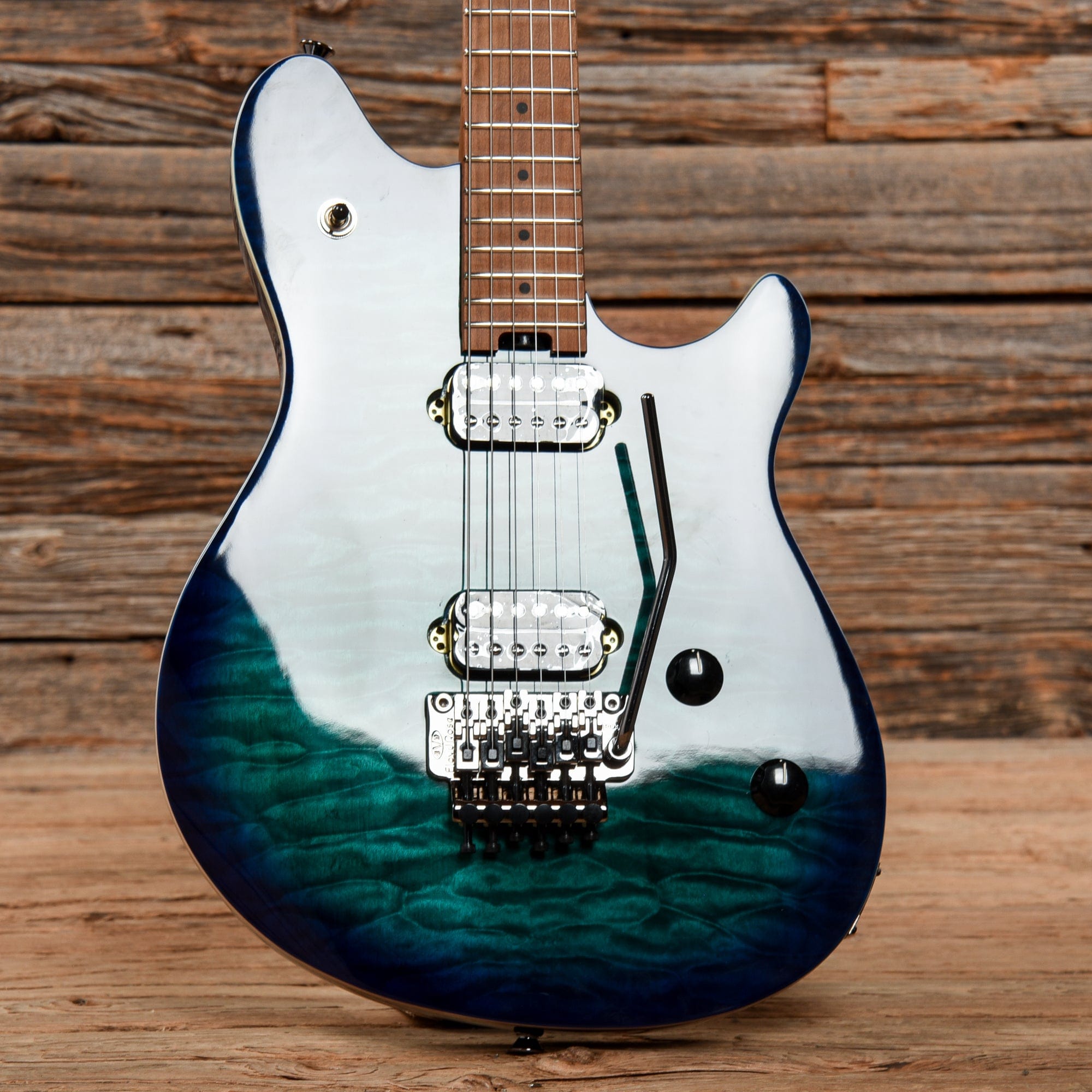 EVH Wolfgang WG Standard QM Chlorine Burst – Chicago Music Exchange