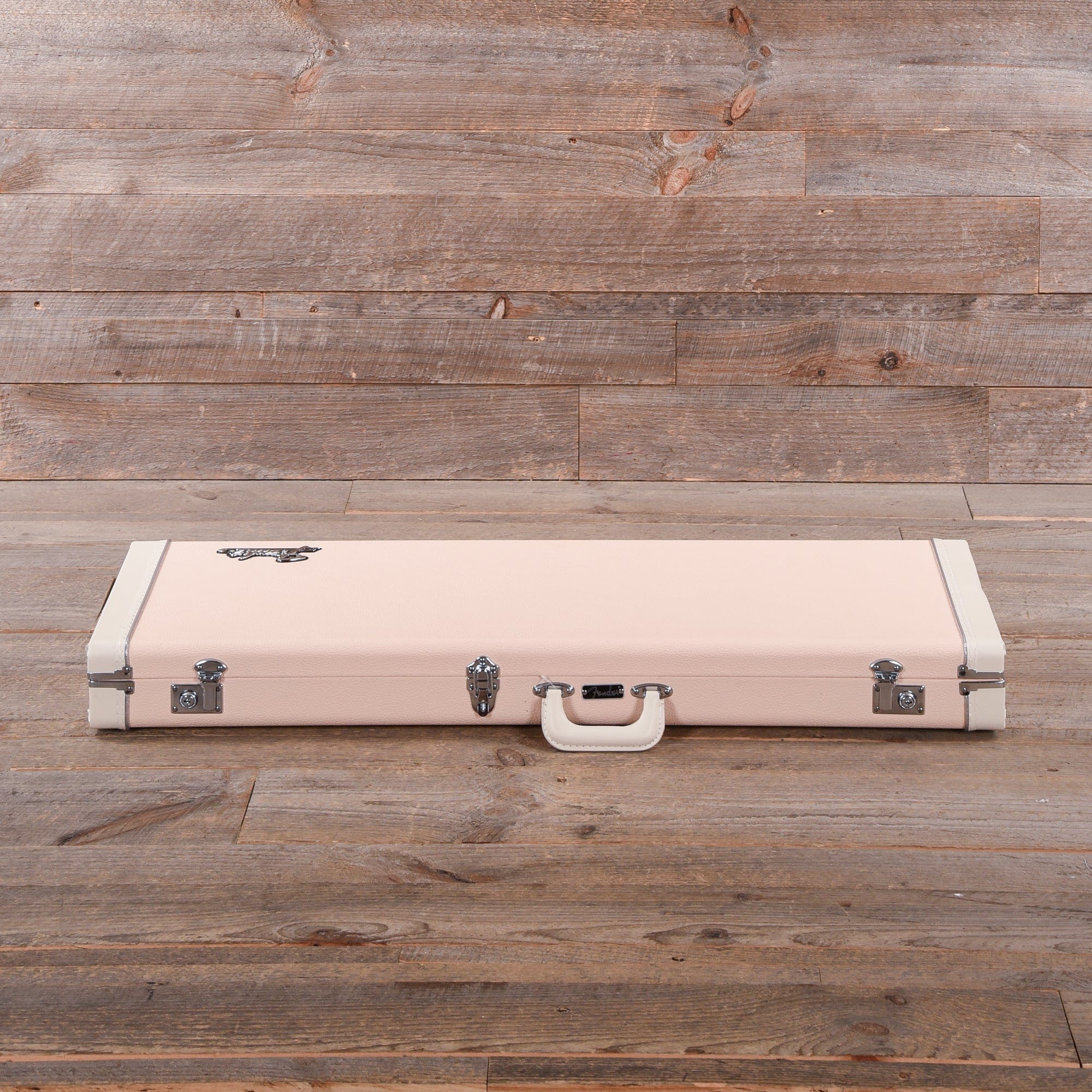 Fender Classic Series Hardshell Case Strat/Tele Shell Pink w/Cream Int ...
