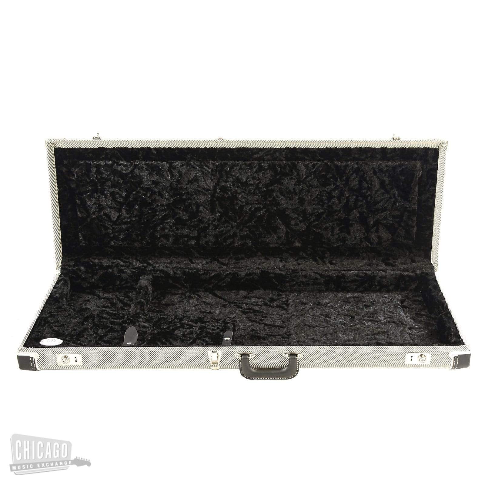 Fender Deluxe Tweed Case Strat/Tele Black Plush Interior – Chicago ...