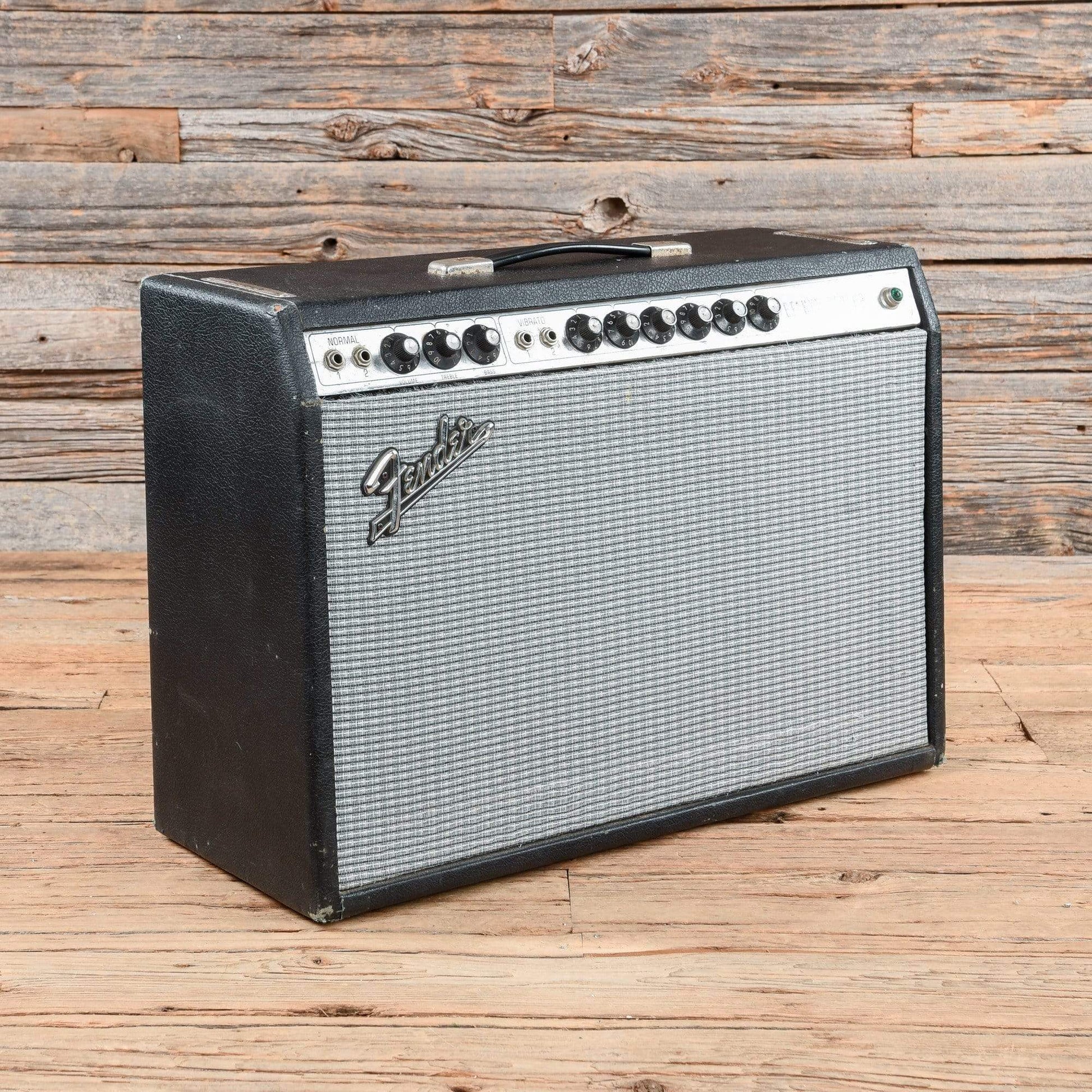 Fender Deluxe Reverb-Amp 1973 – Chicago Music Exchange