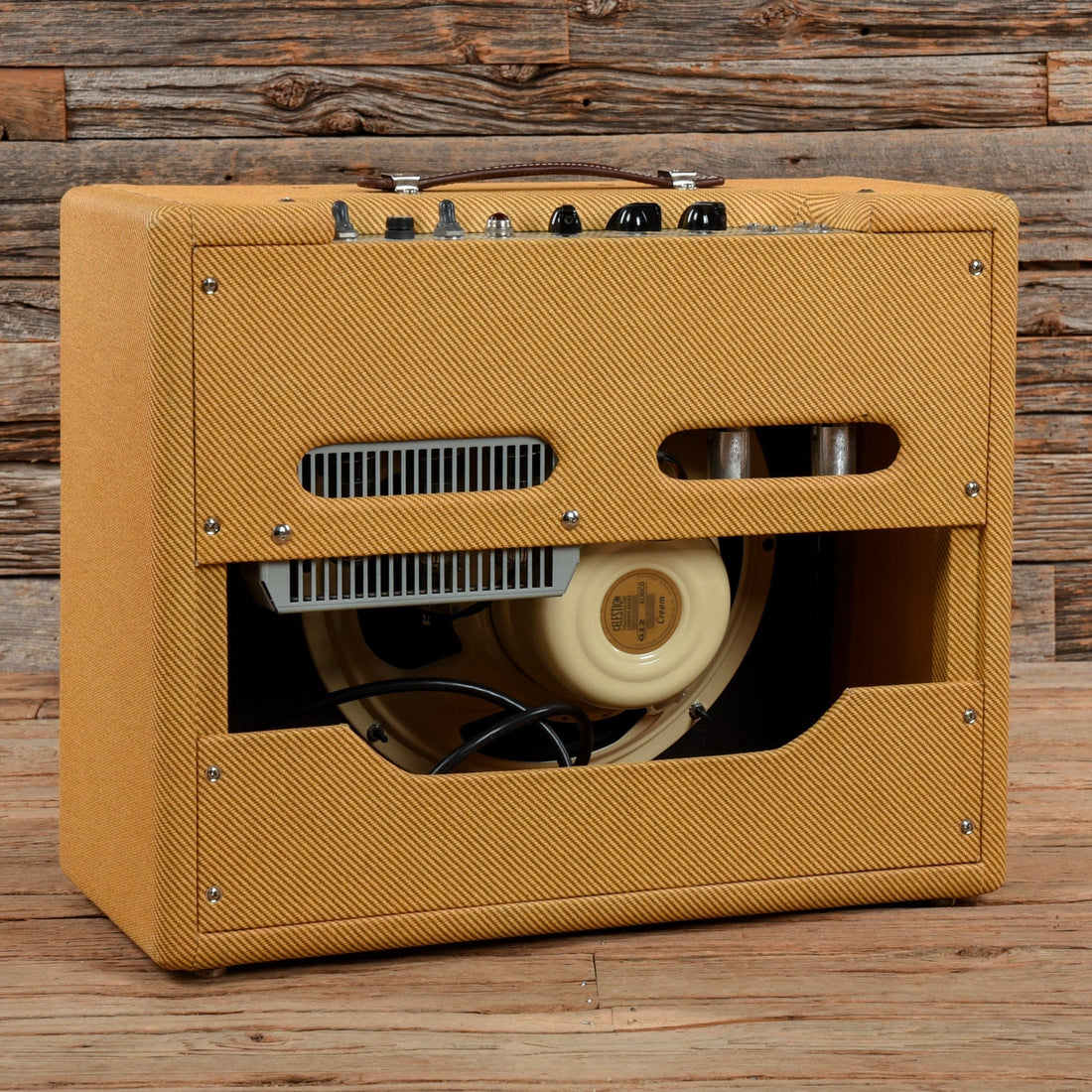 Fender '57 Custom Deluxe 2-Channel 12-Watt 1x12" Guitar Combo – Chicago ...