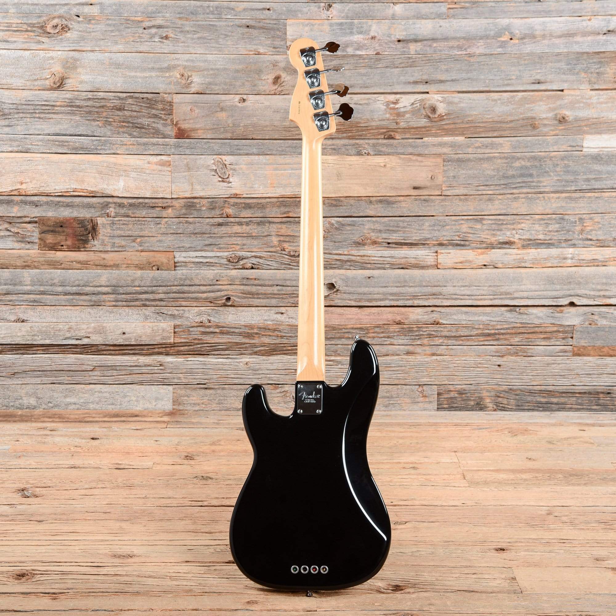 Fender American Standard Precision Bass Black 2001 – Chicago Music Exchange