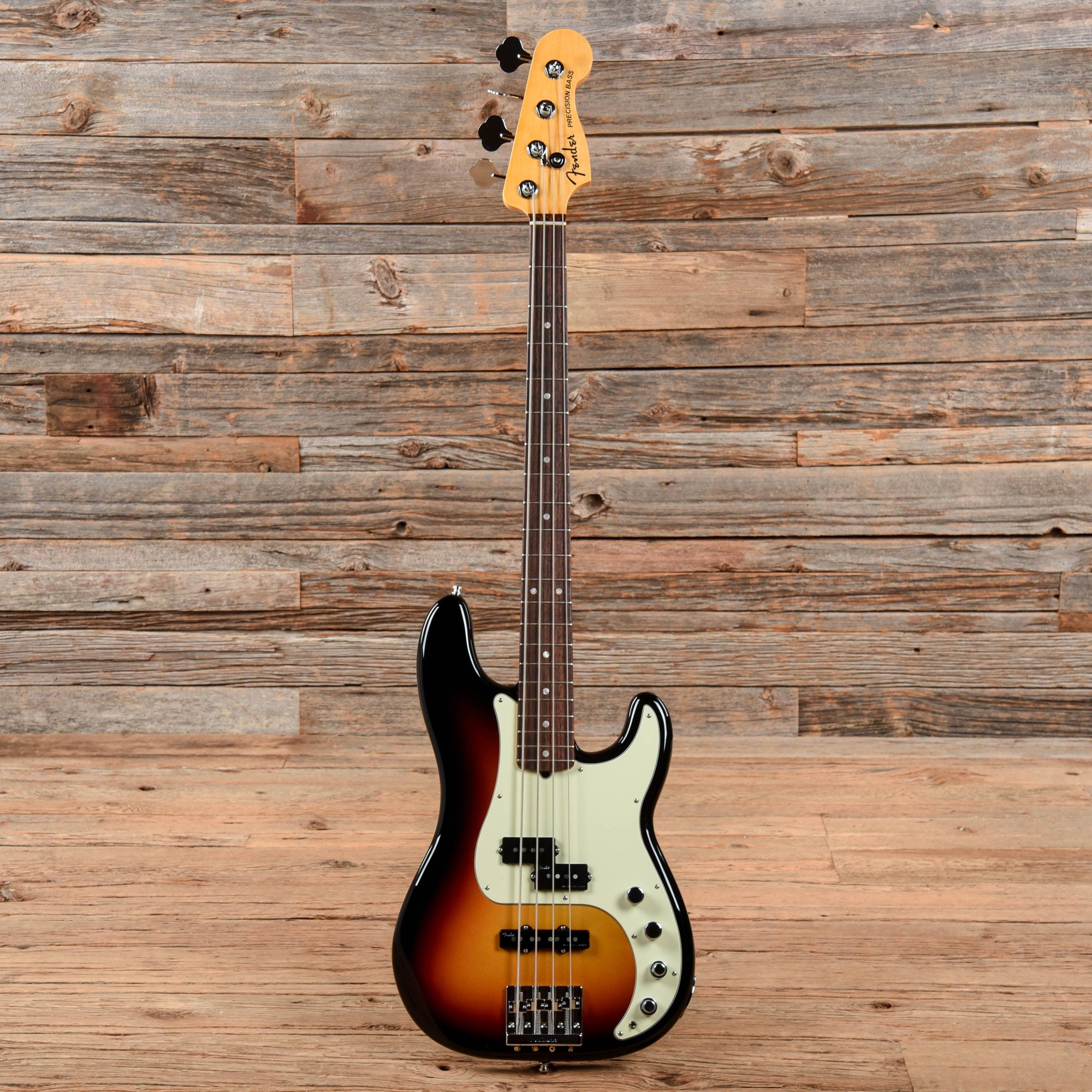 Fender American Ultra Precision Bass Sunburst 2021 – Chicago Music Exchange