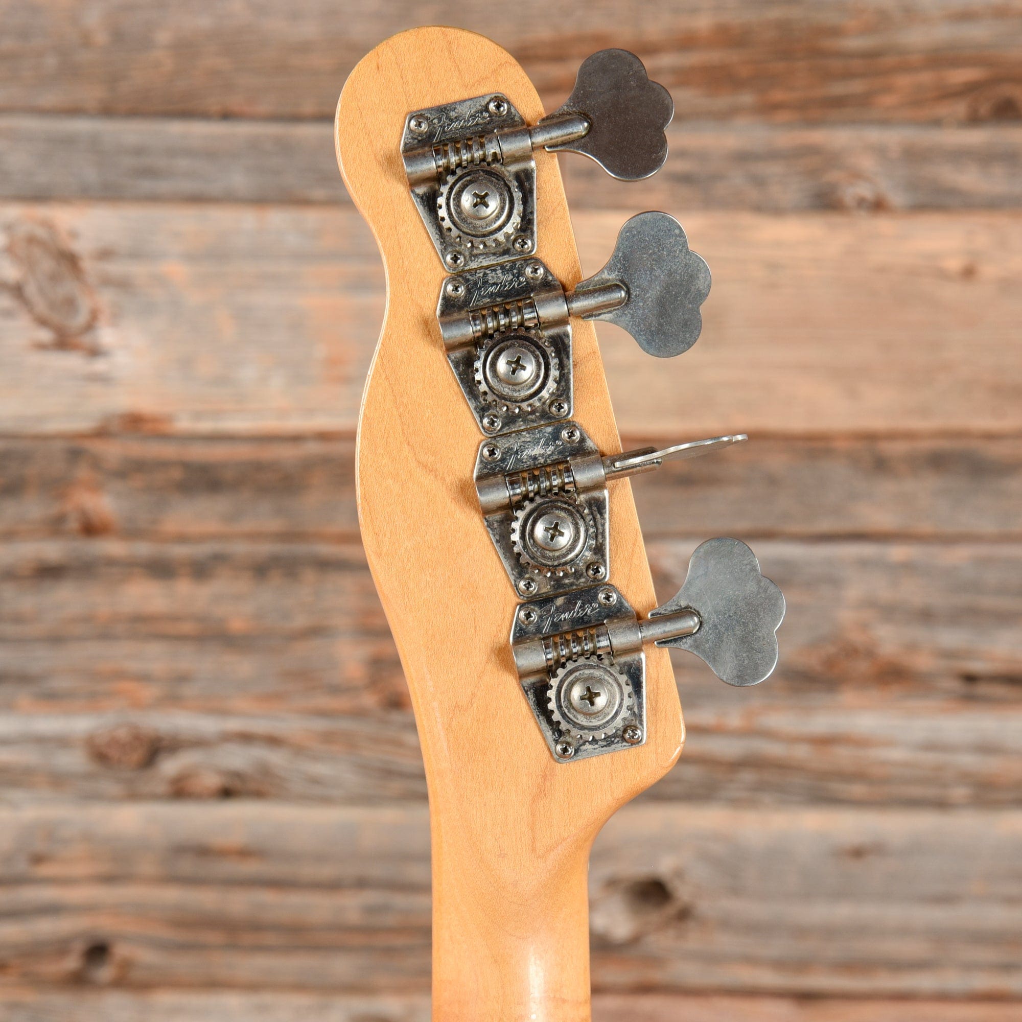 Fender Bullet Bass Deluxe Purple Refin 1982 – Chicago Music Exchange