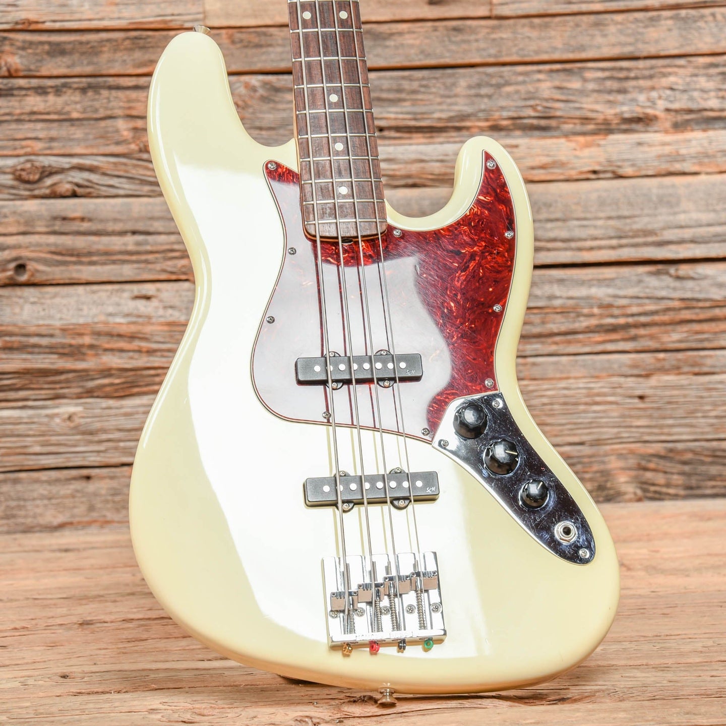 Fender FSR Hot Rod Jazz Bass Olympic White 2006 – Chicago Music Exchange