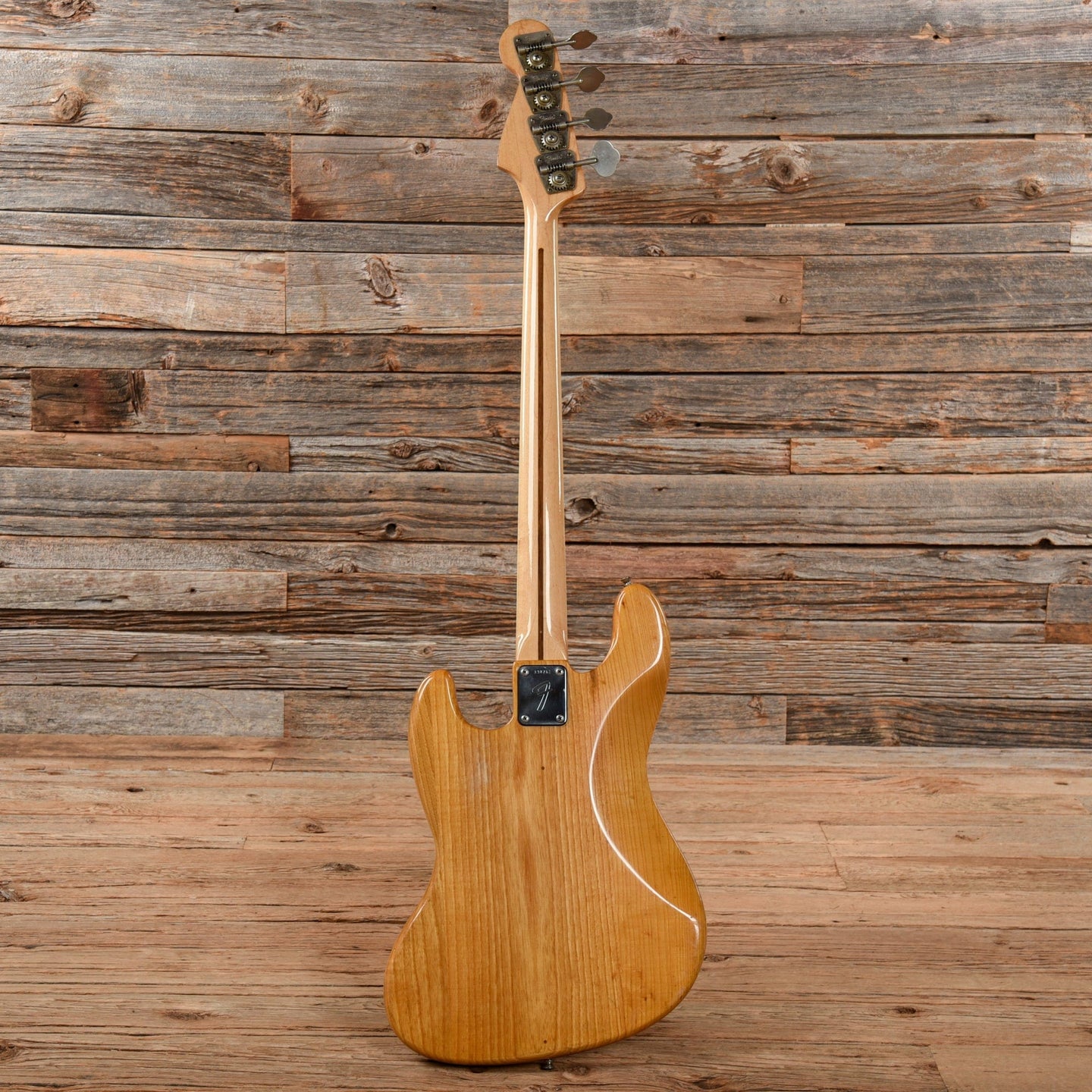 Fender Jazz Bass Natural 1972 – Chicago Music Exchange