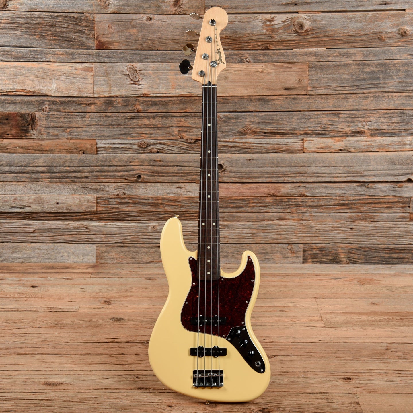 Fender MIJ Junior Collection Jazz Bass – Chicago Music Exchange