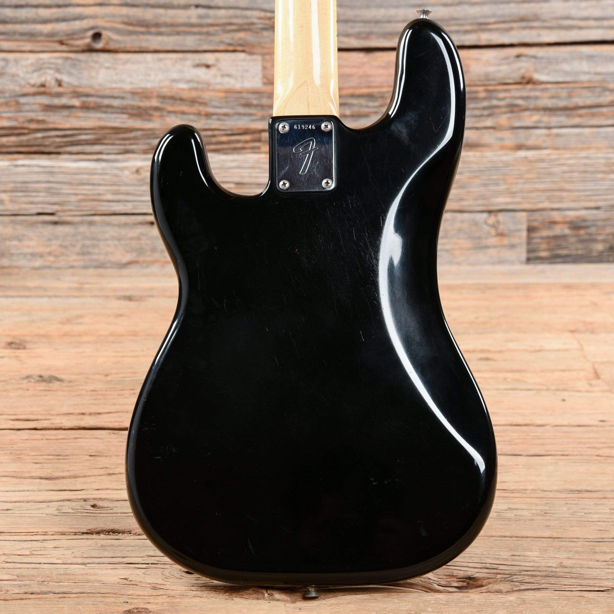 Fender Precision Bass Black 1976 – Chicago Music Exchange