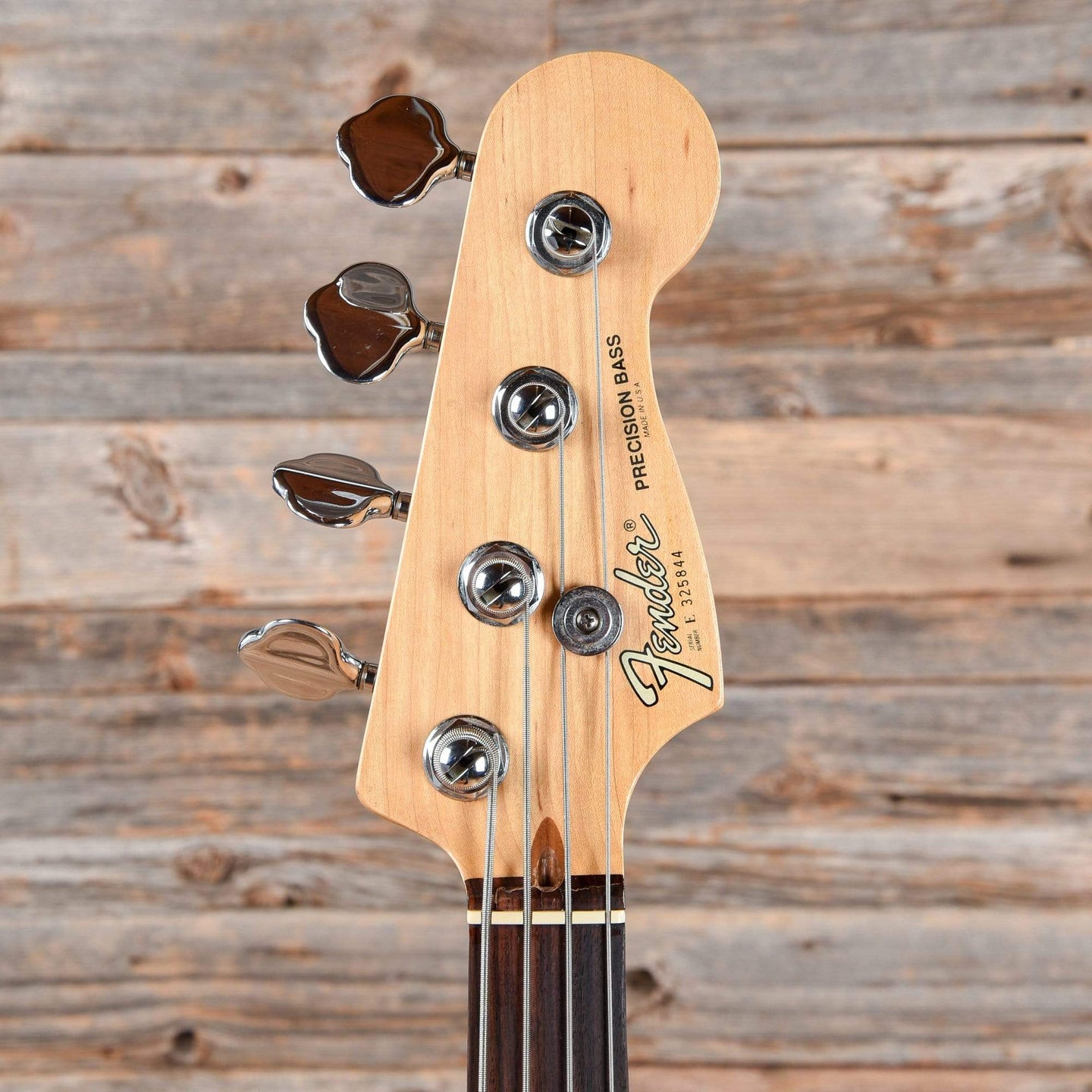 Fender Precision Bass Plus Deluxe Black 1993 – Chicago Music Exchange