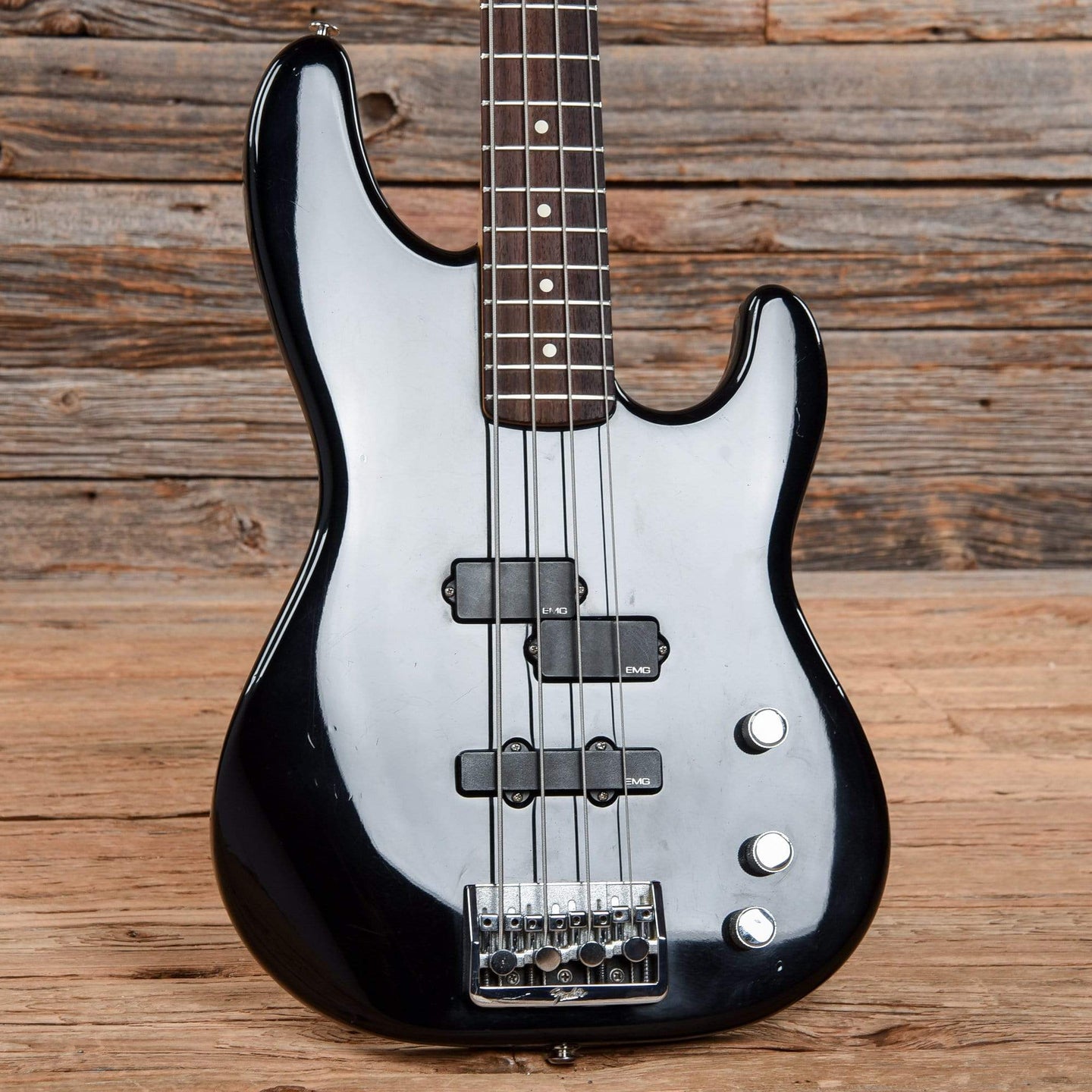 Fender Precision Bass Plus Deluxe Black 1993 – Chicago Music Exchange
