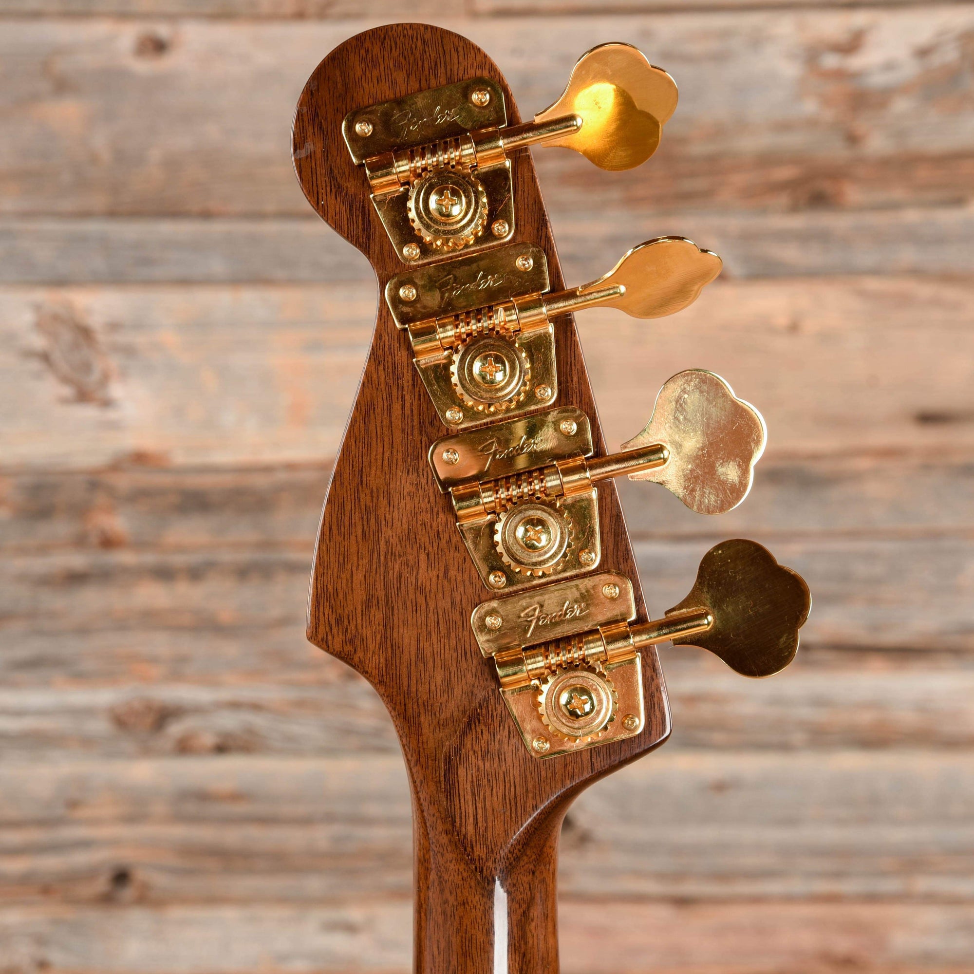 Fender Precision Bass Special Walnut 1982 – Chicago Music Exchange