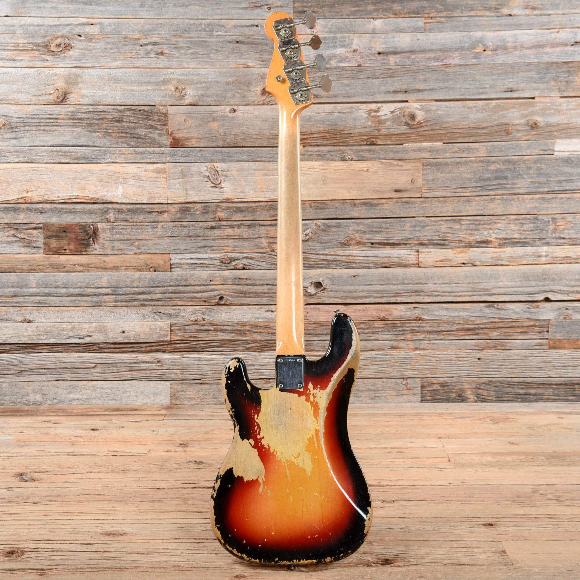 Fender Precision Bass Sunburst 1964 – Chicago Music Exchange