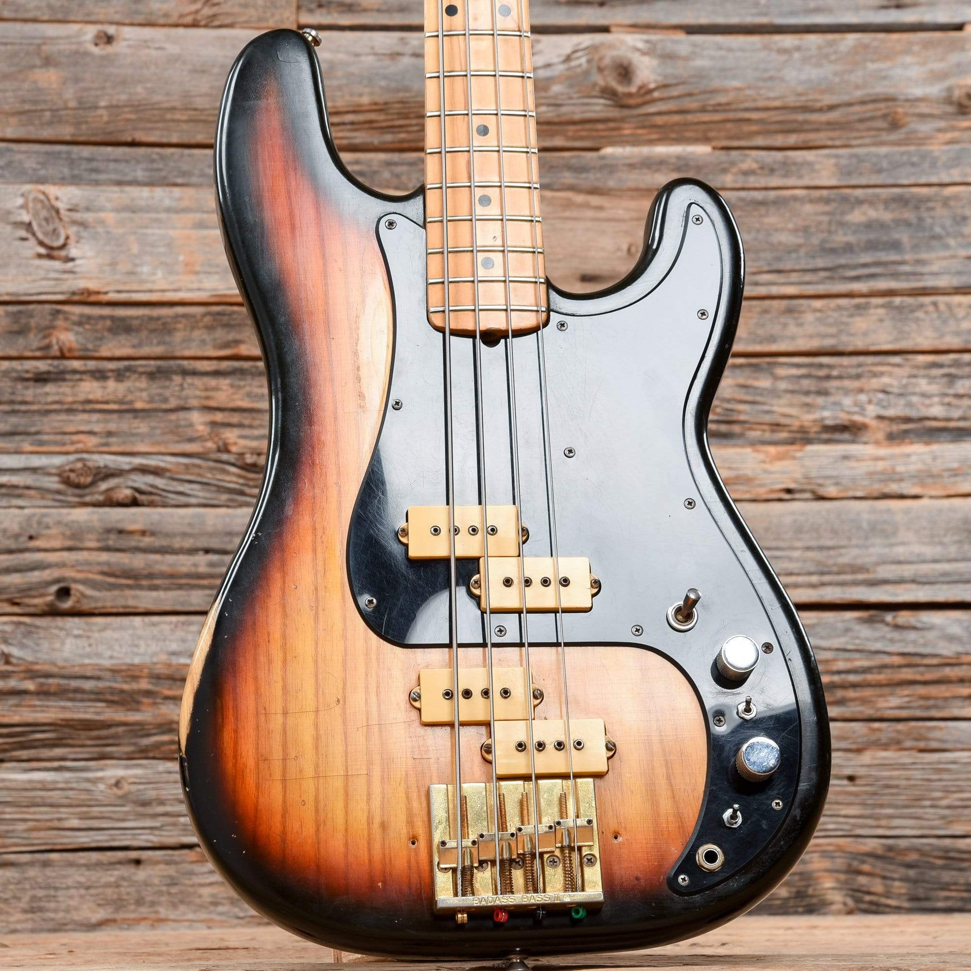 Fender Precision Bass Sunburst 1978 – Chicago Music Exchange
