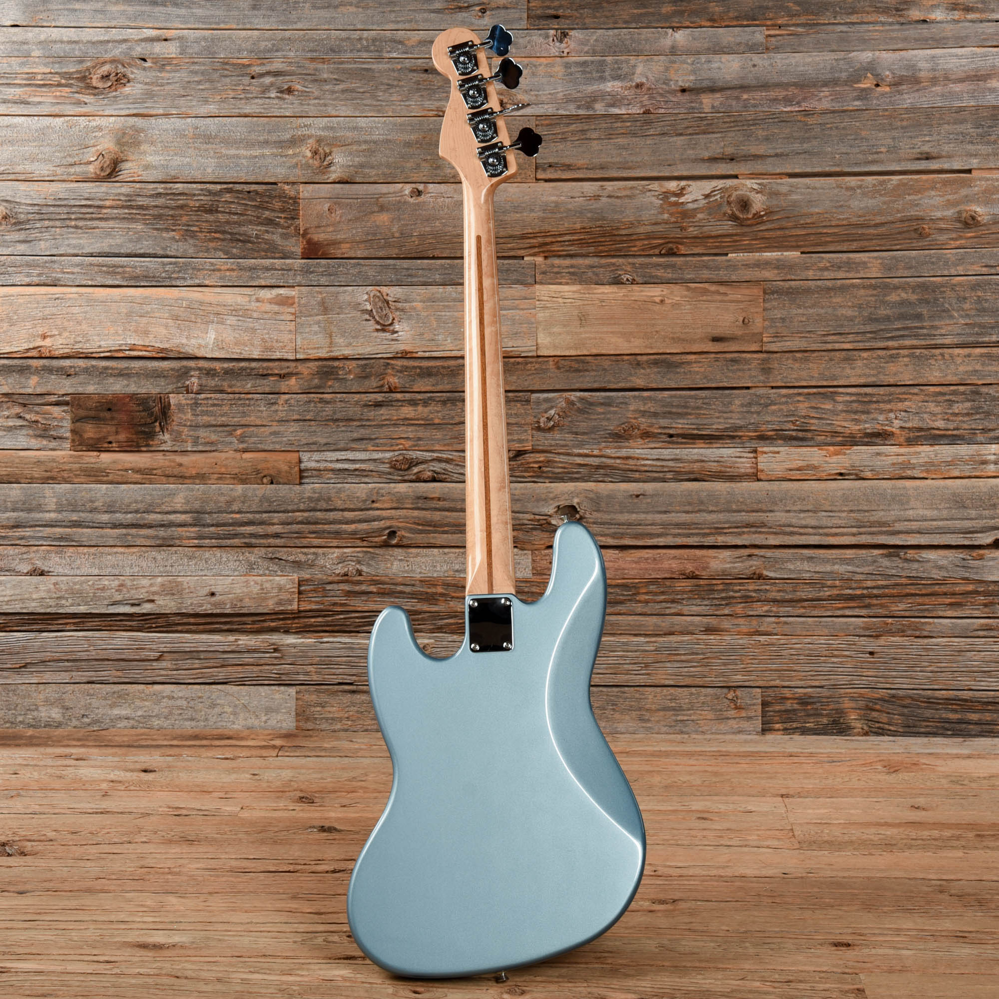 Fender Standard Fretless Jazz Bass Blue Agave 2002 – Chicago Music Exchange