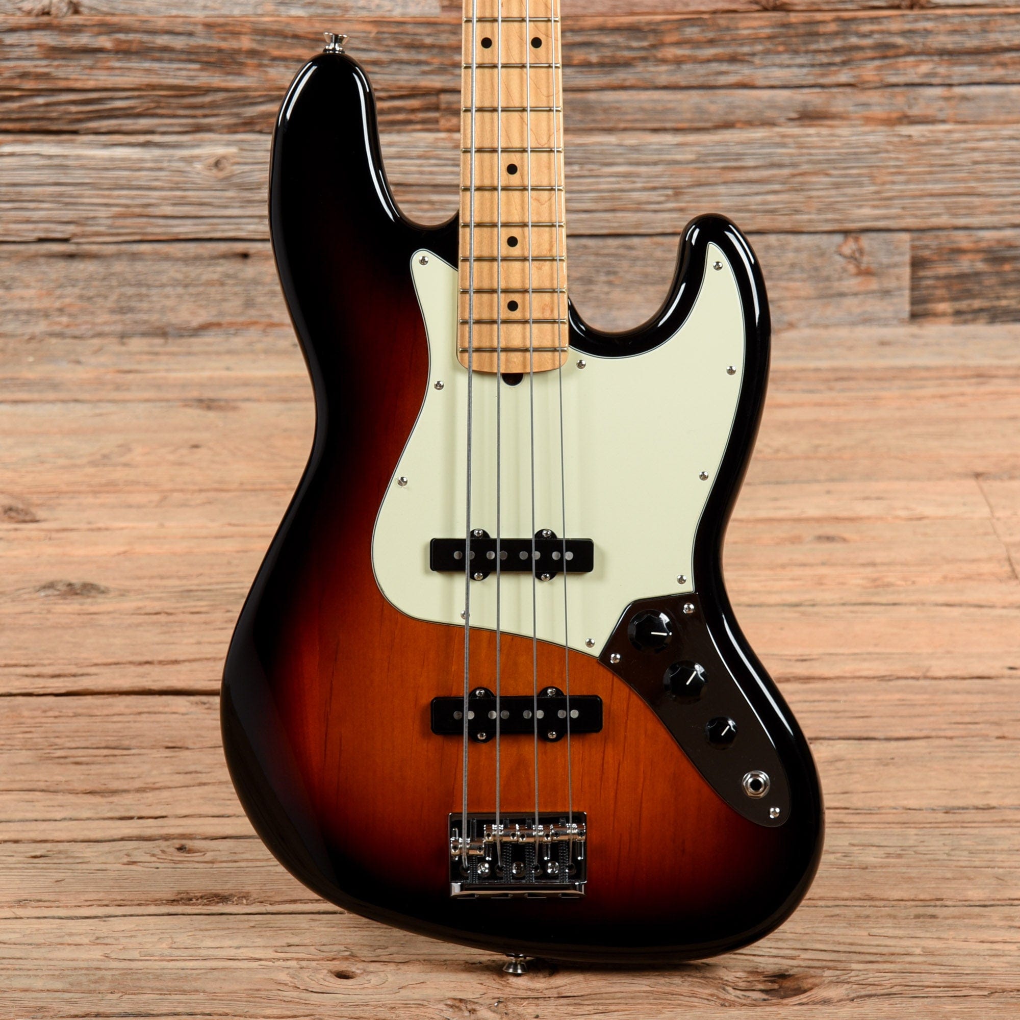 Fender American Pro Jazz Bass Sunburst 2017 – Chicago Music Exchange