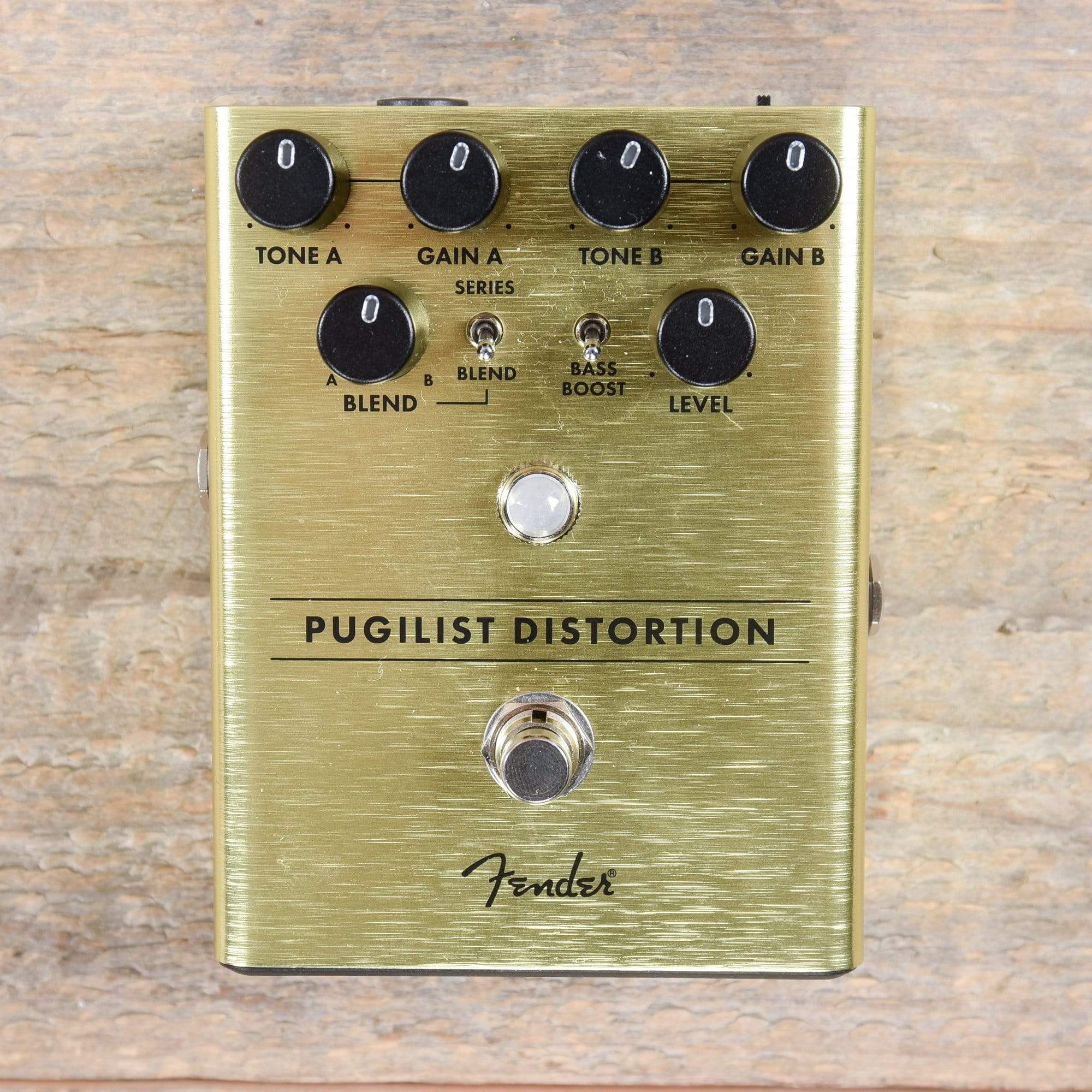 Fender Pugilist Distortion Pedal – Chicago Music Exchange