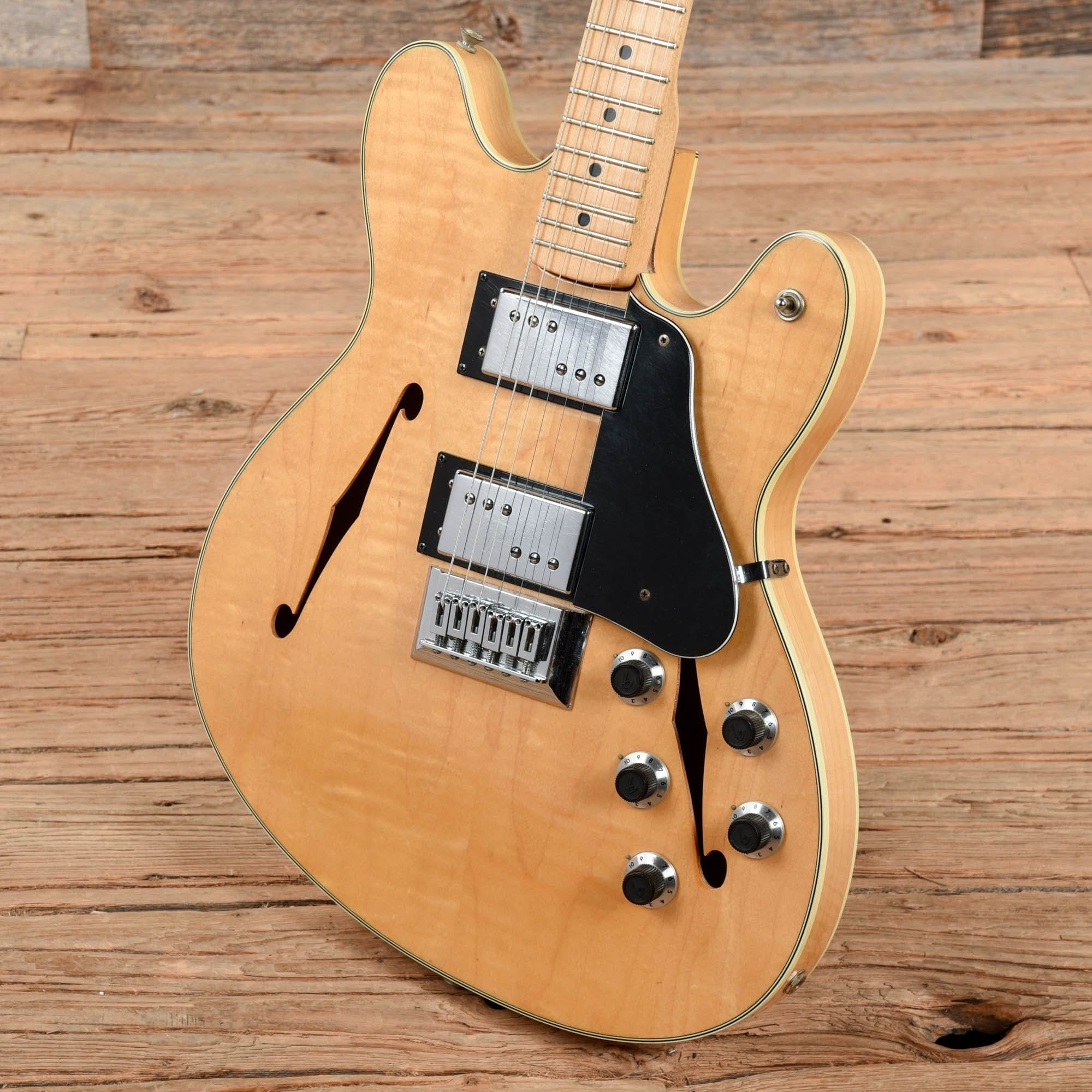 Fender Starcaster Natural 1976 – Chicago Music Exchange