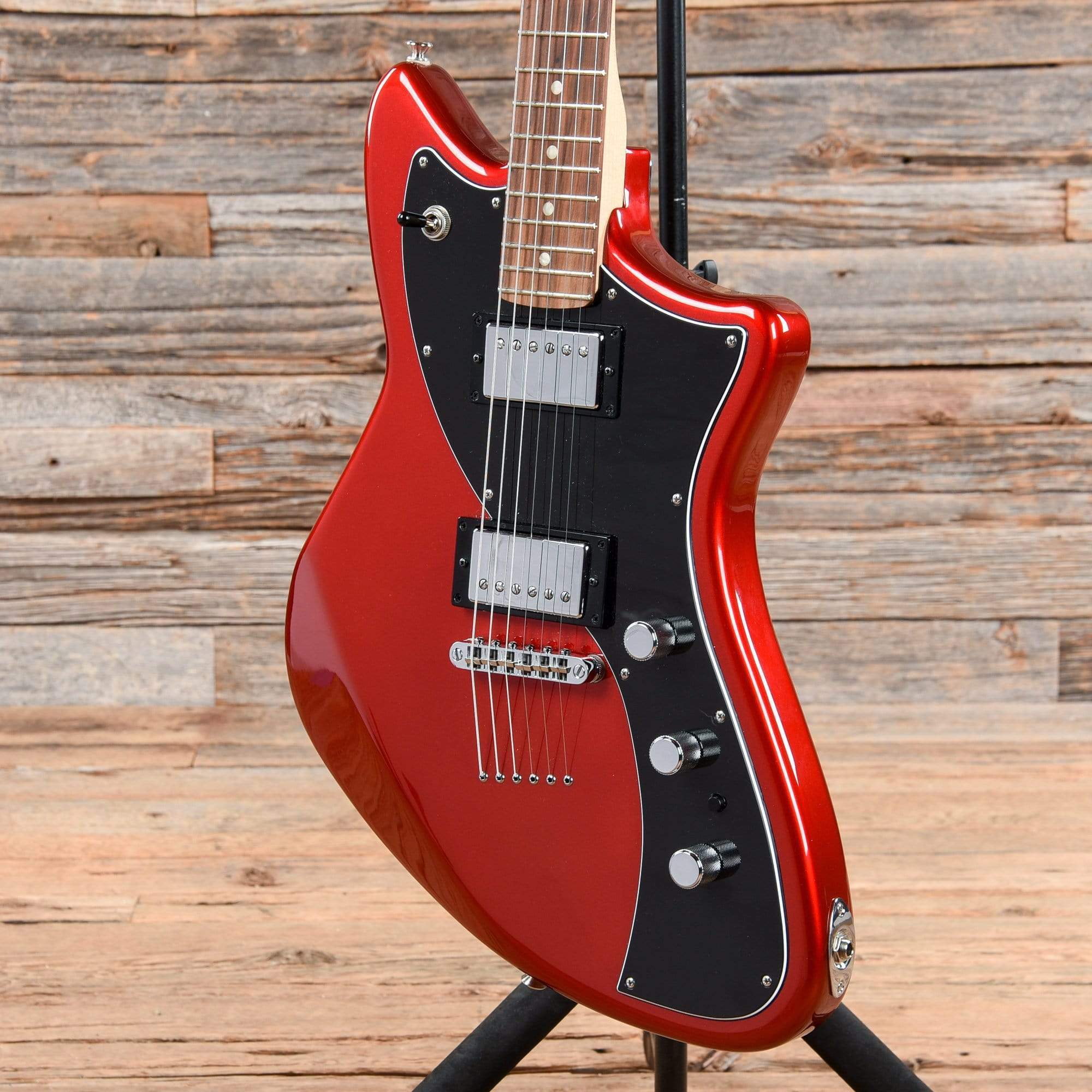 Fender Alternate Reality Meteora HH Candy Apple Red 2019 – Chicago ...