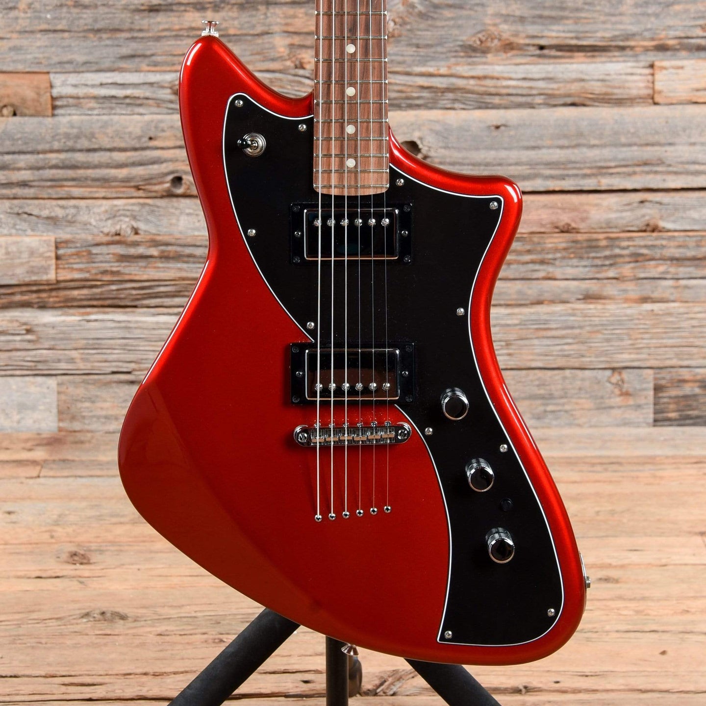 Fender Alternate Reality Meteora HH Candy Apple Red 2019 – Chicago ...