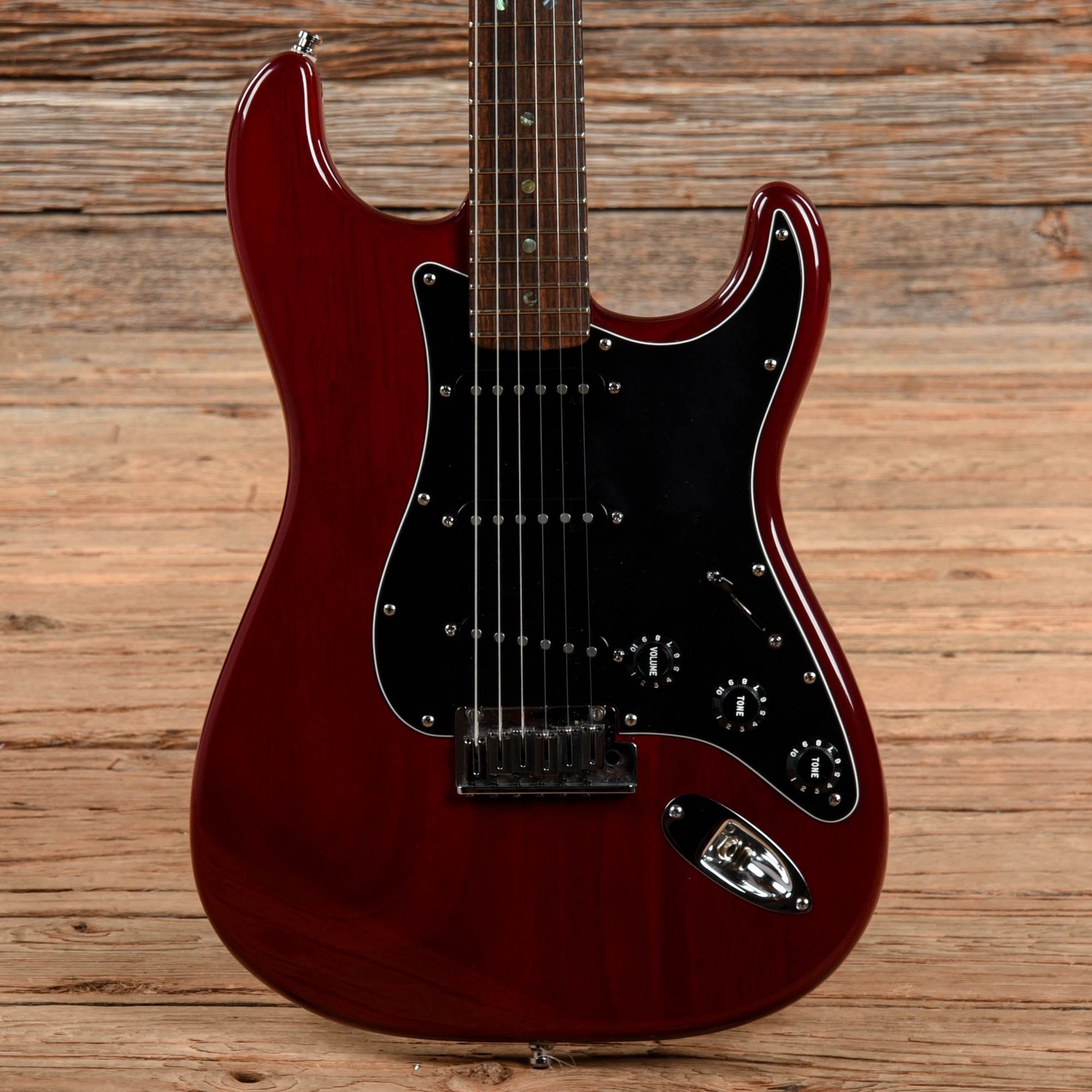 Fender American Deluxe Mahogany Stratocaster Red 2004 – Chicago Music ...