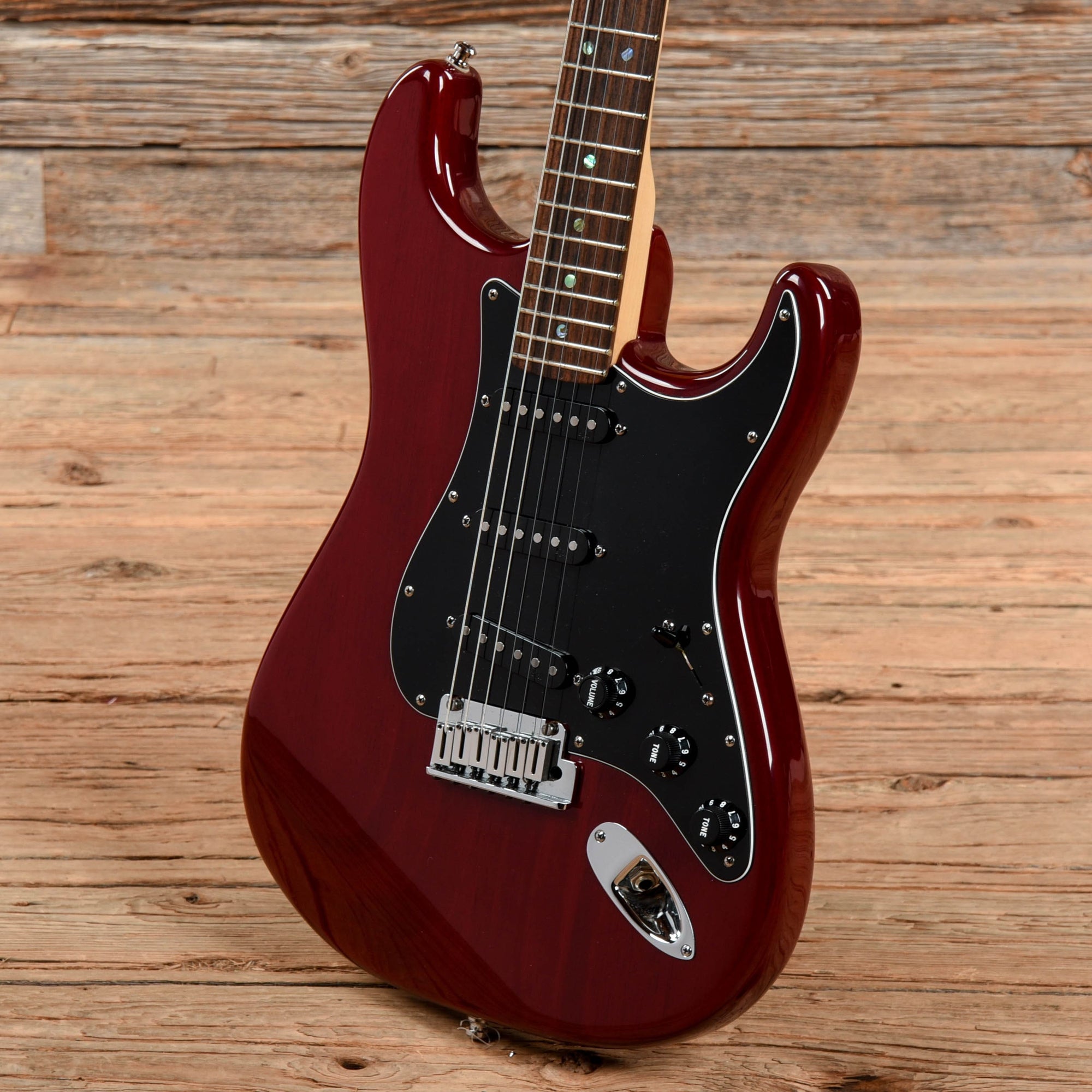 Fender American Deluxe Mahogany Stratocaster Red 2004 – Chicago Music ...