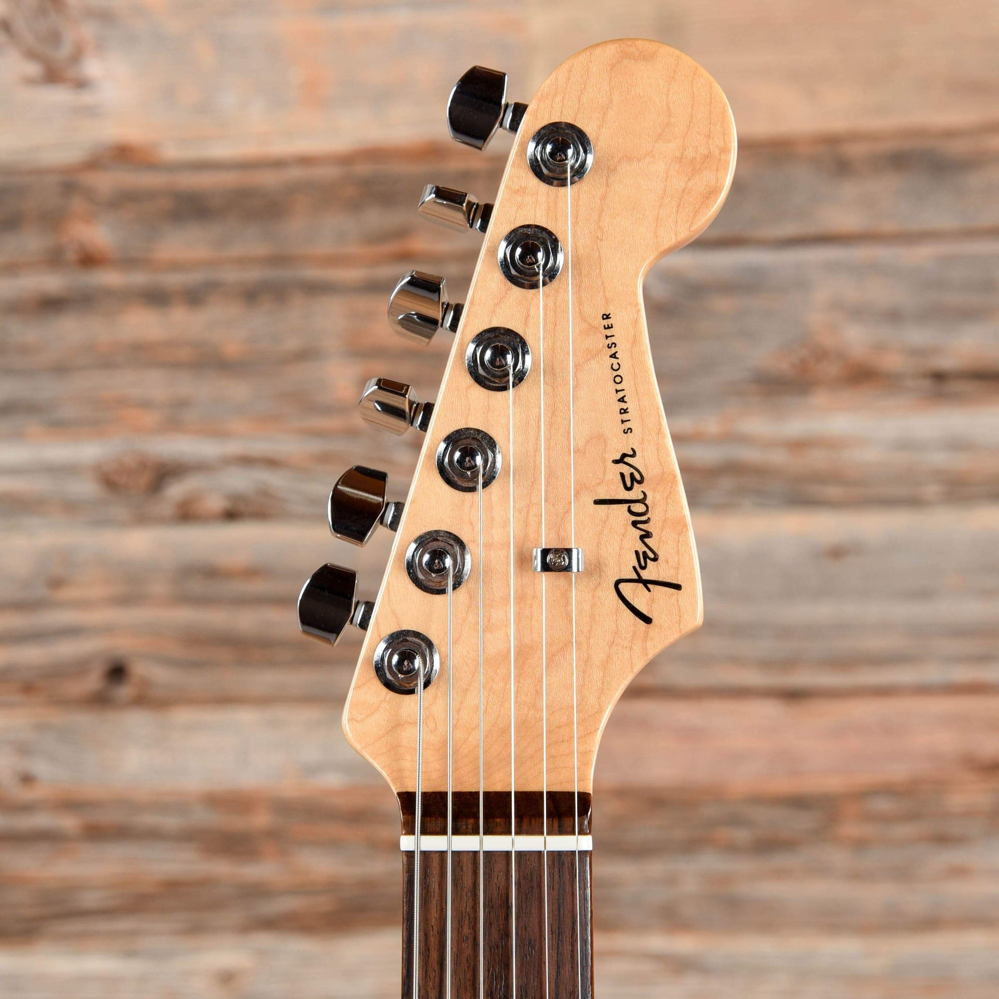 Fender American Elite Stratocaster 2015 – Chicago Music Exchange