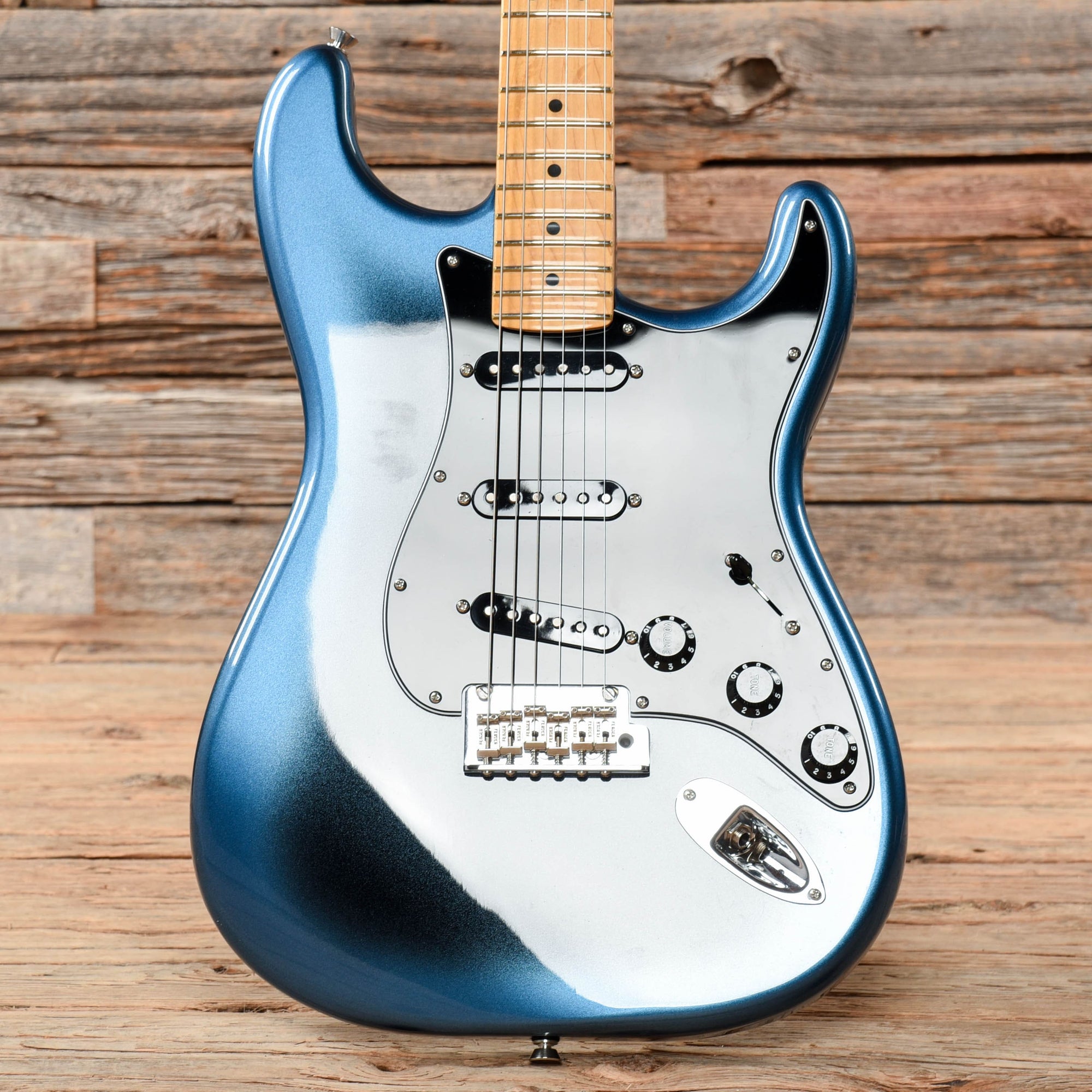 Fender American Pro II Stratocaster Dark Night 2021 – Chicago Music ...