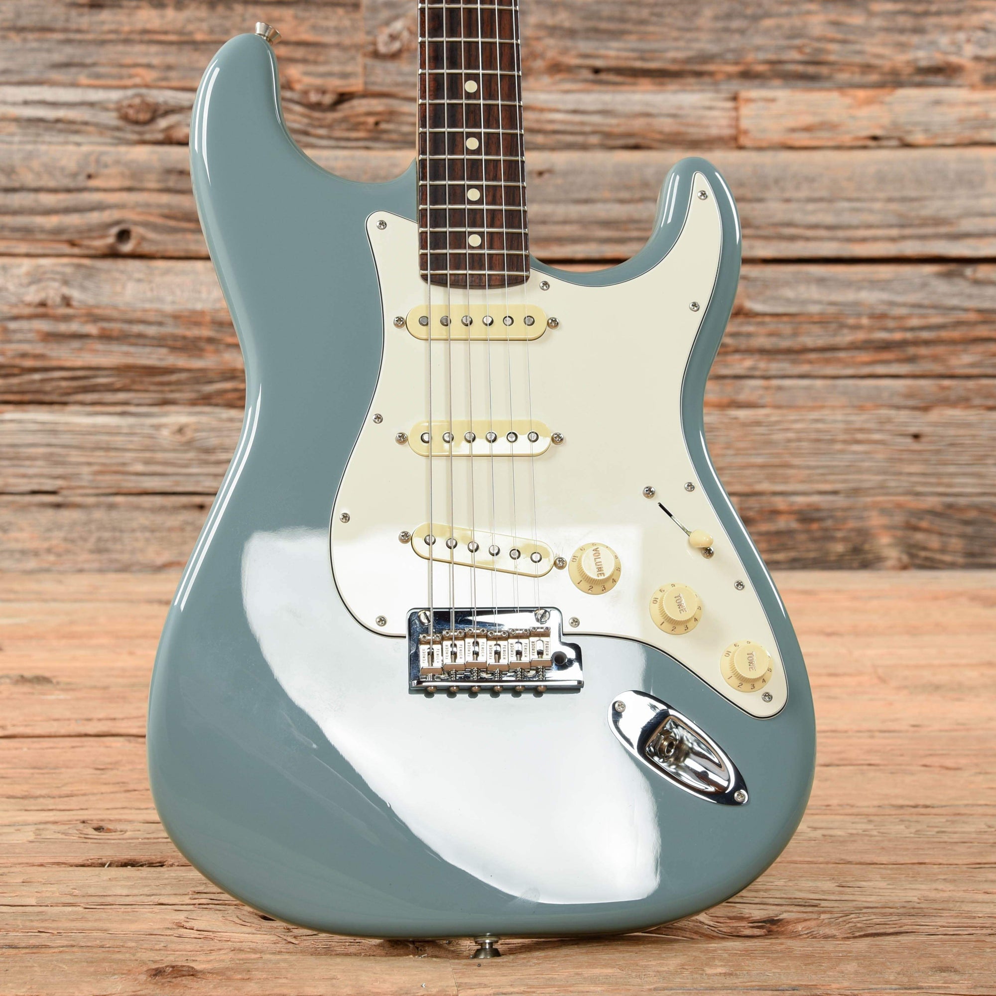 Fender American Pro Stratocaster Sonic Grey 2018 – Chicago Music Exchange